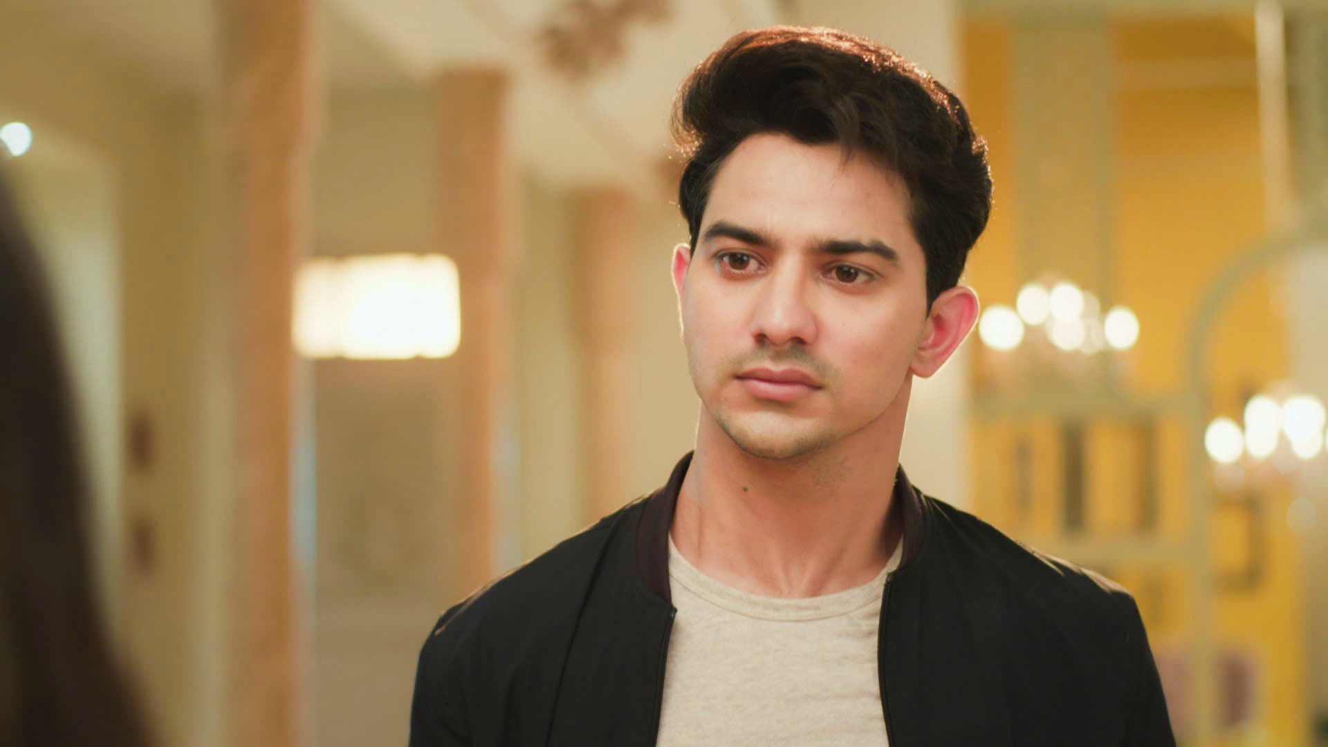 Watch pandya-store All Episodes | Watcho