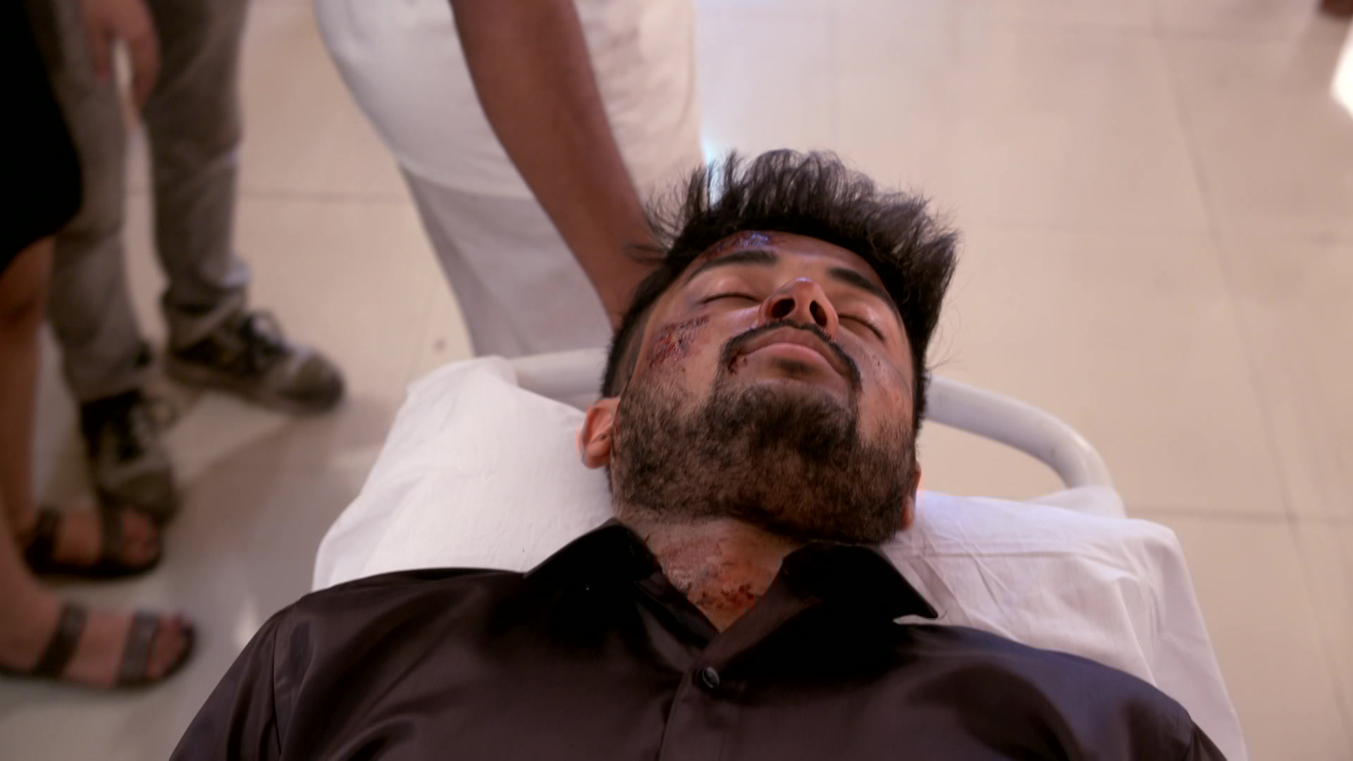 Watch Dui Shalik Episode 184 on JioHotstar