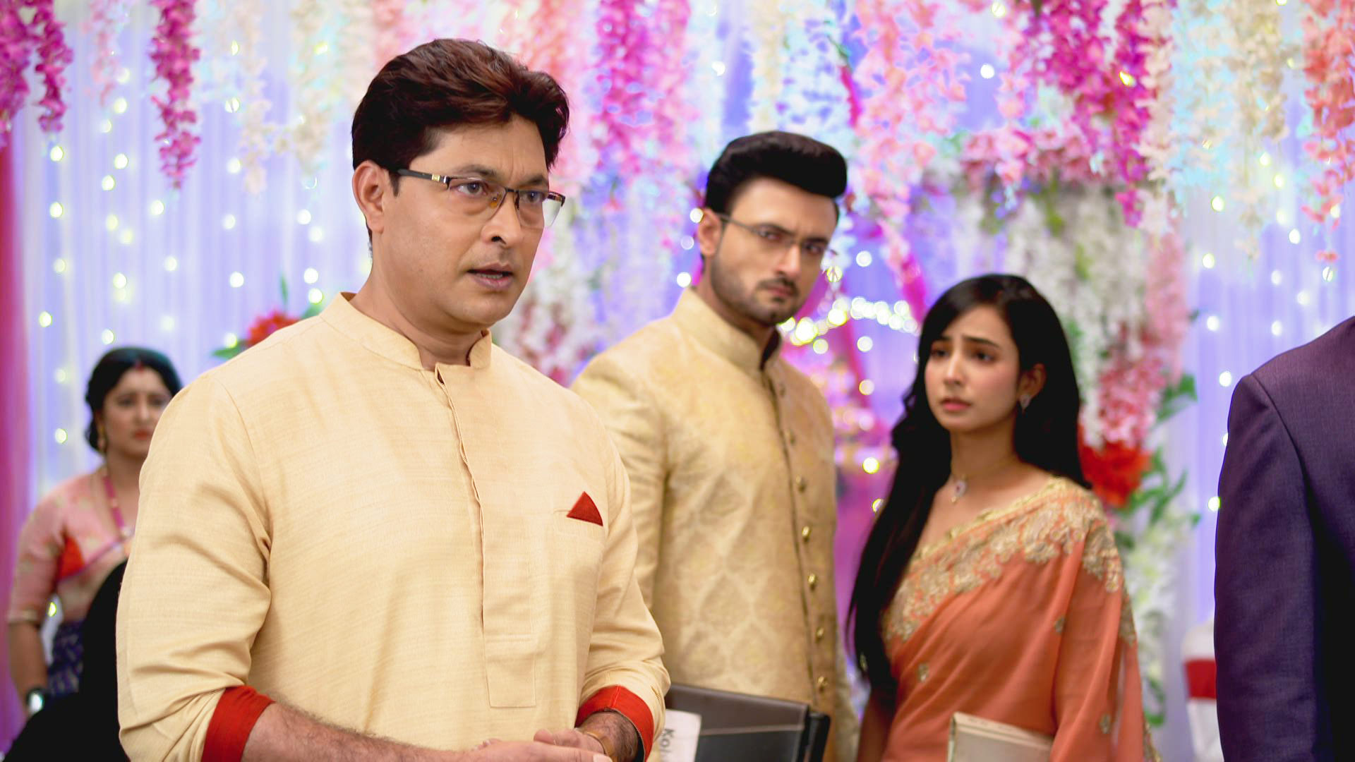 Watch Mon Phagun S1 Episode 228 on JioHotstar