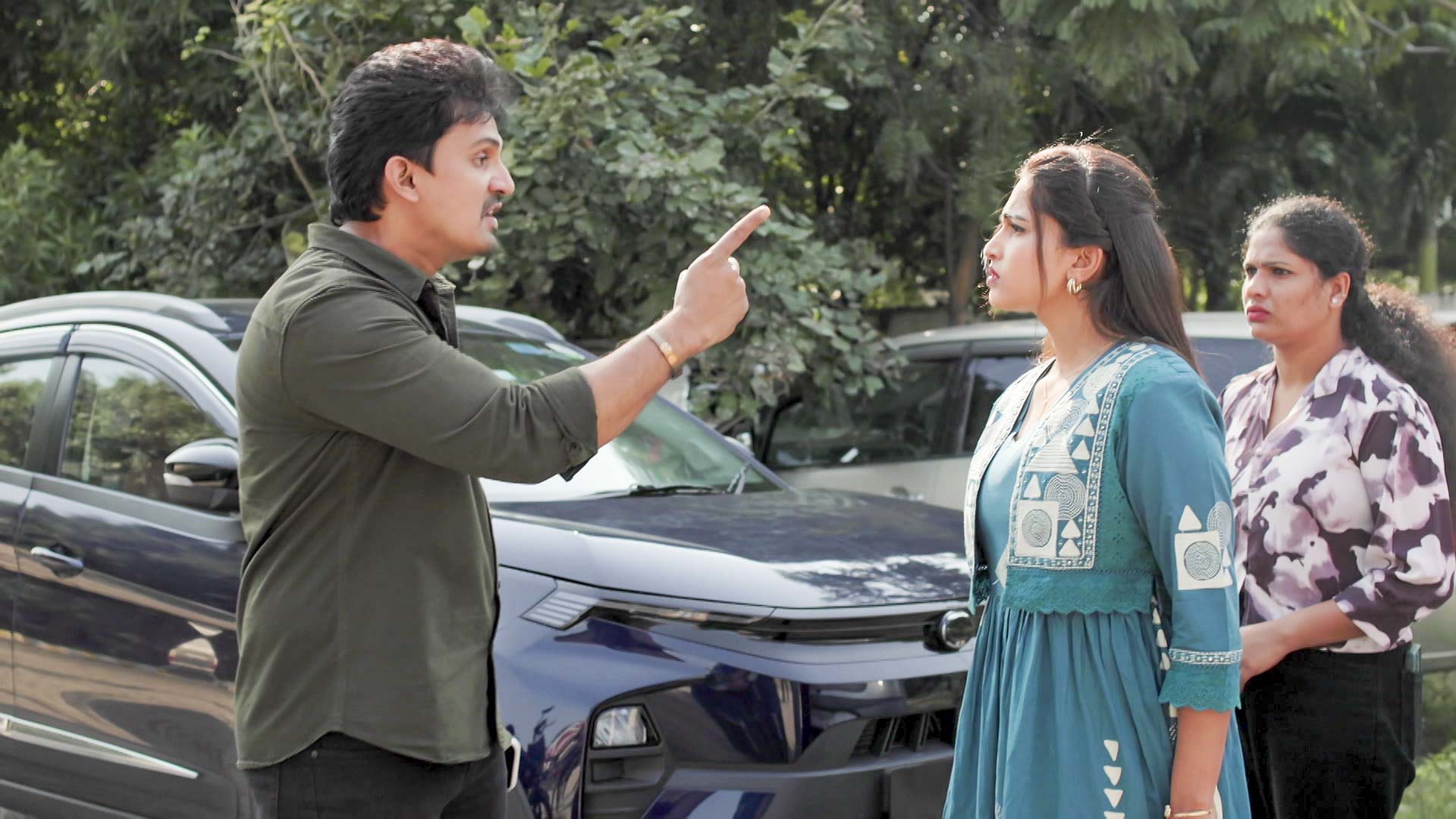 Watch Saptapadi S1 Episode 51 on JioHotstar