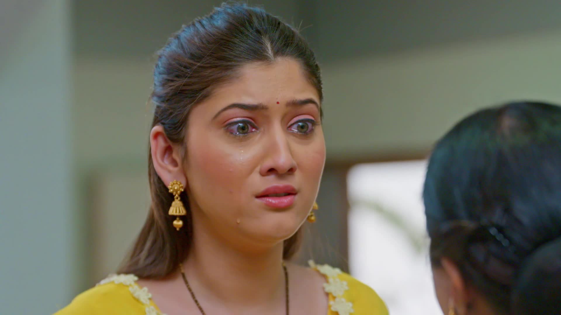 Watch Lai Avadtes Tu Mala Episode 117 on JioHotstar