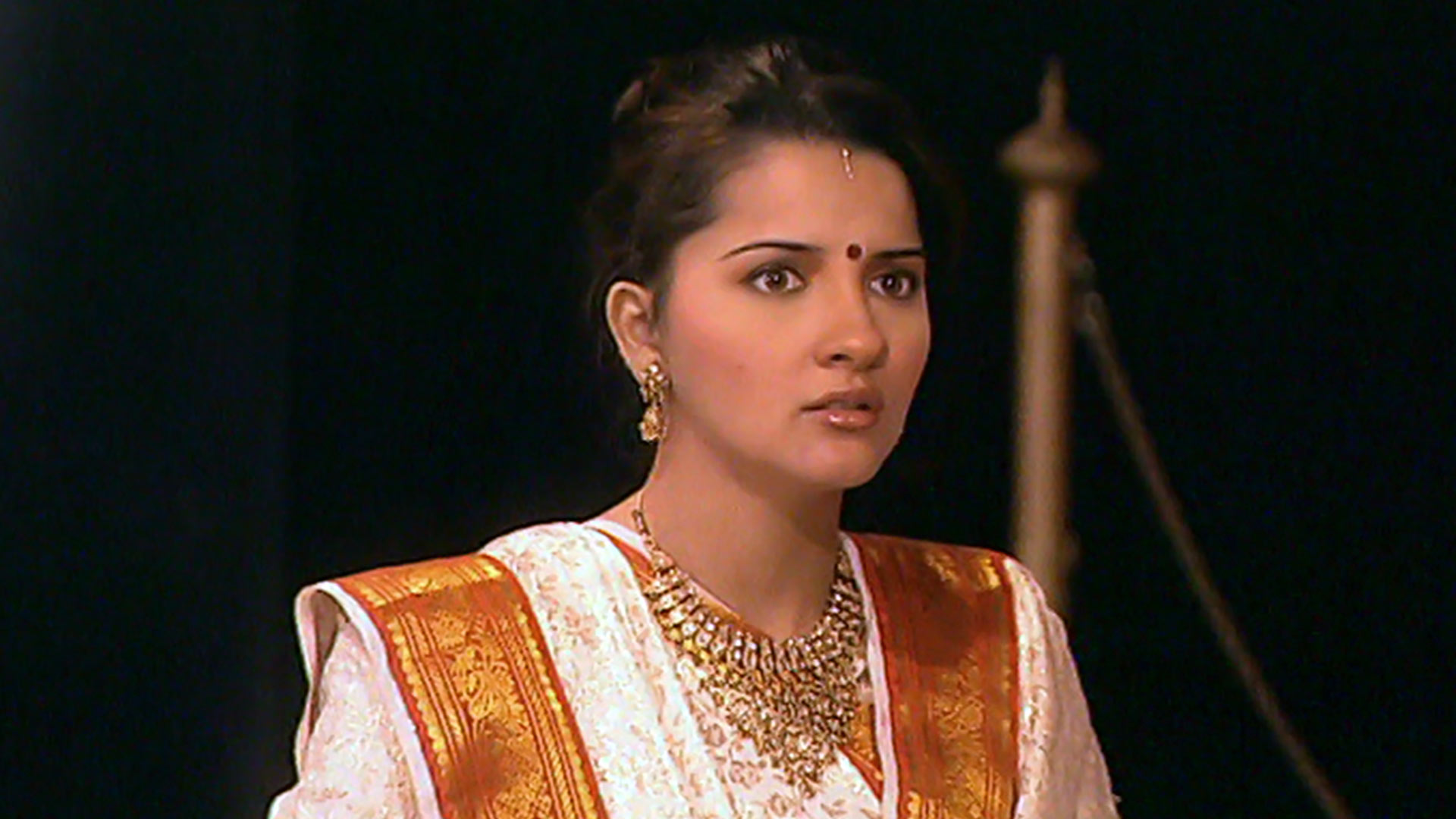 Watch Jiya Acts in a Play Online
