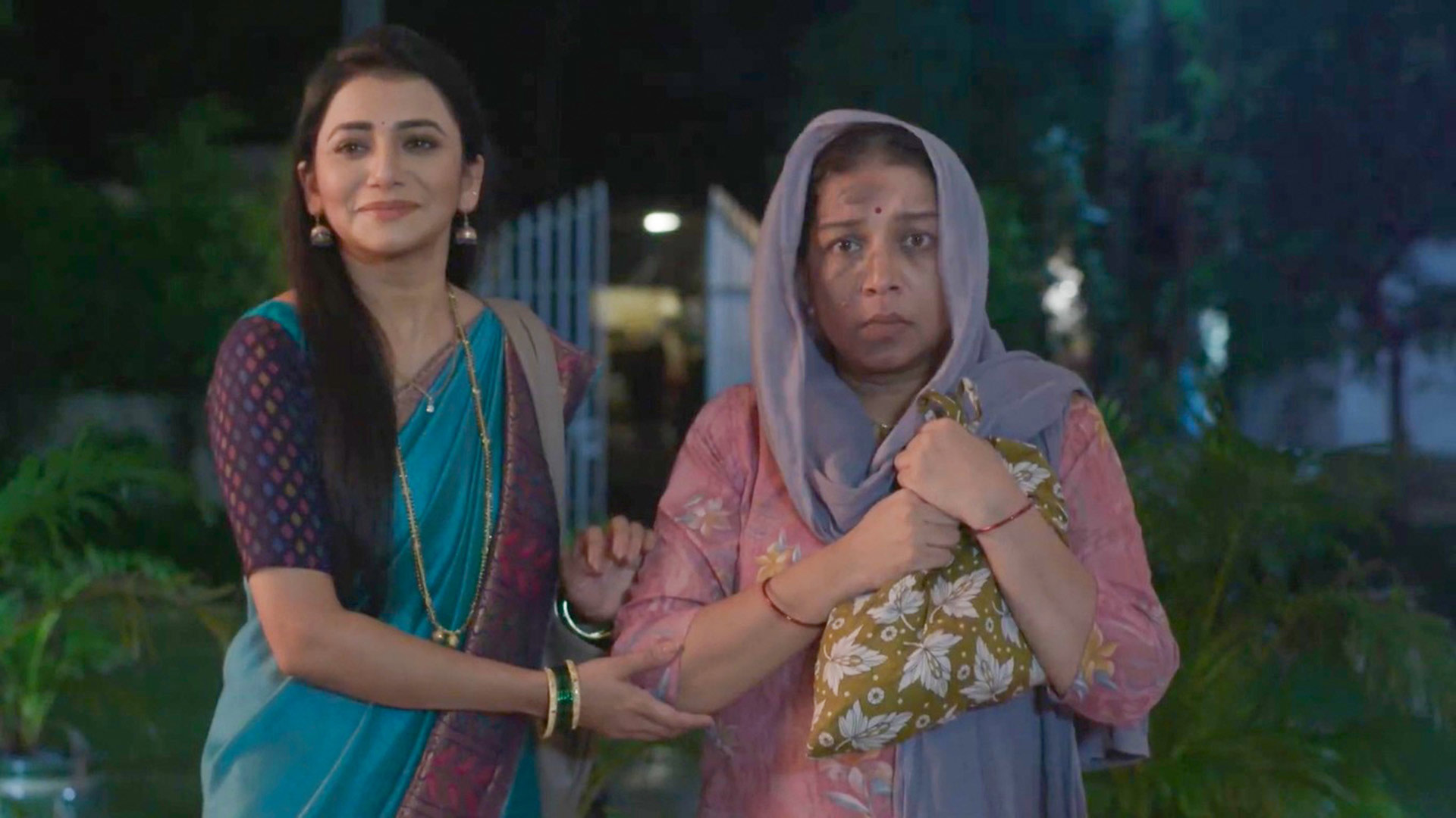Sayali Brings Pratima Home - Promo - JioHotstar