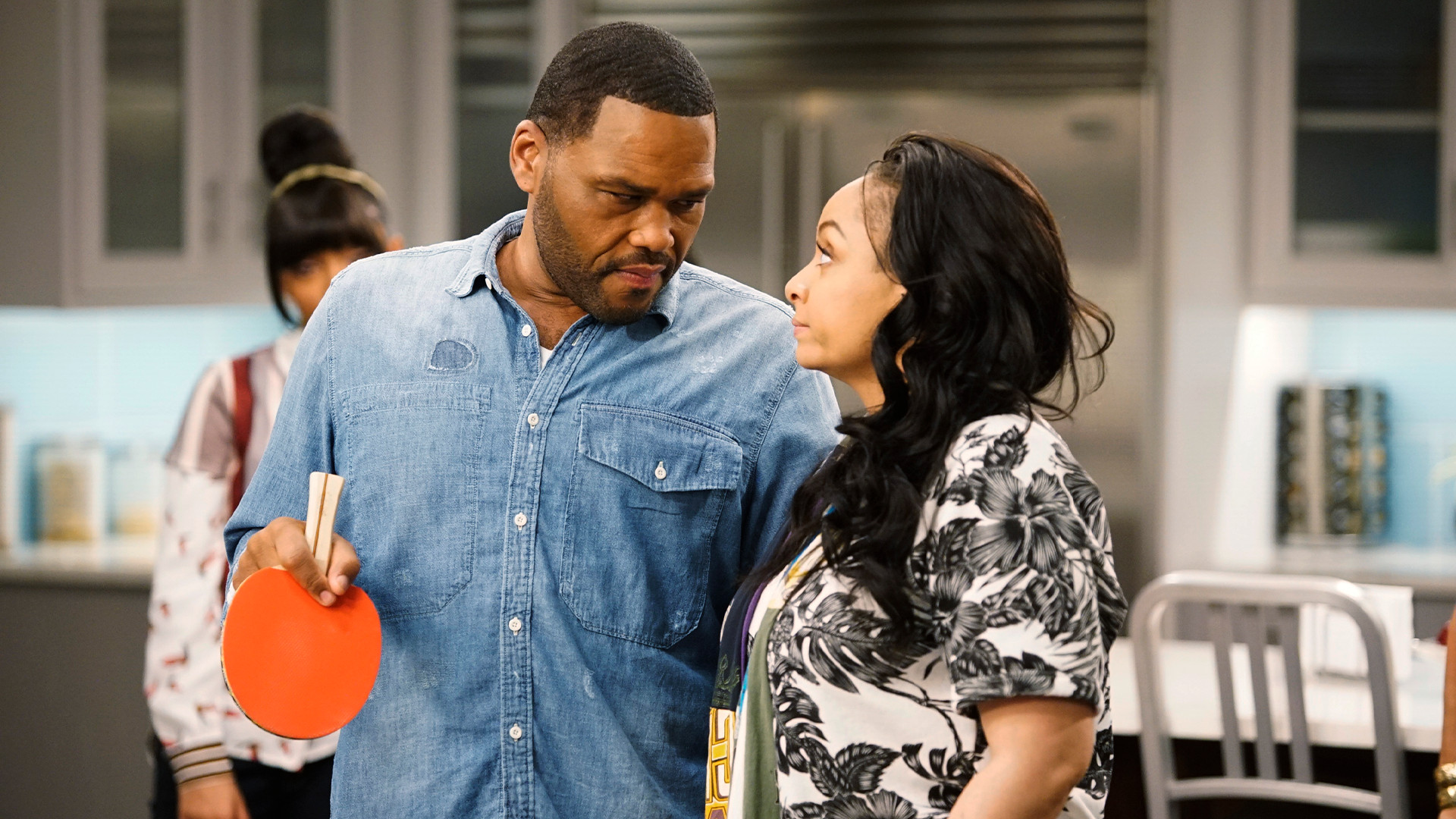 Watch black-ish Episode 20 on Disney+ South Africa | English Comedy Series
