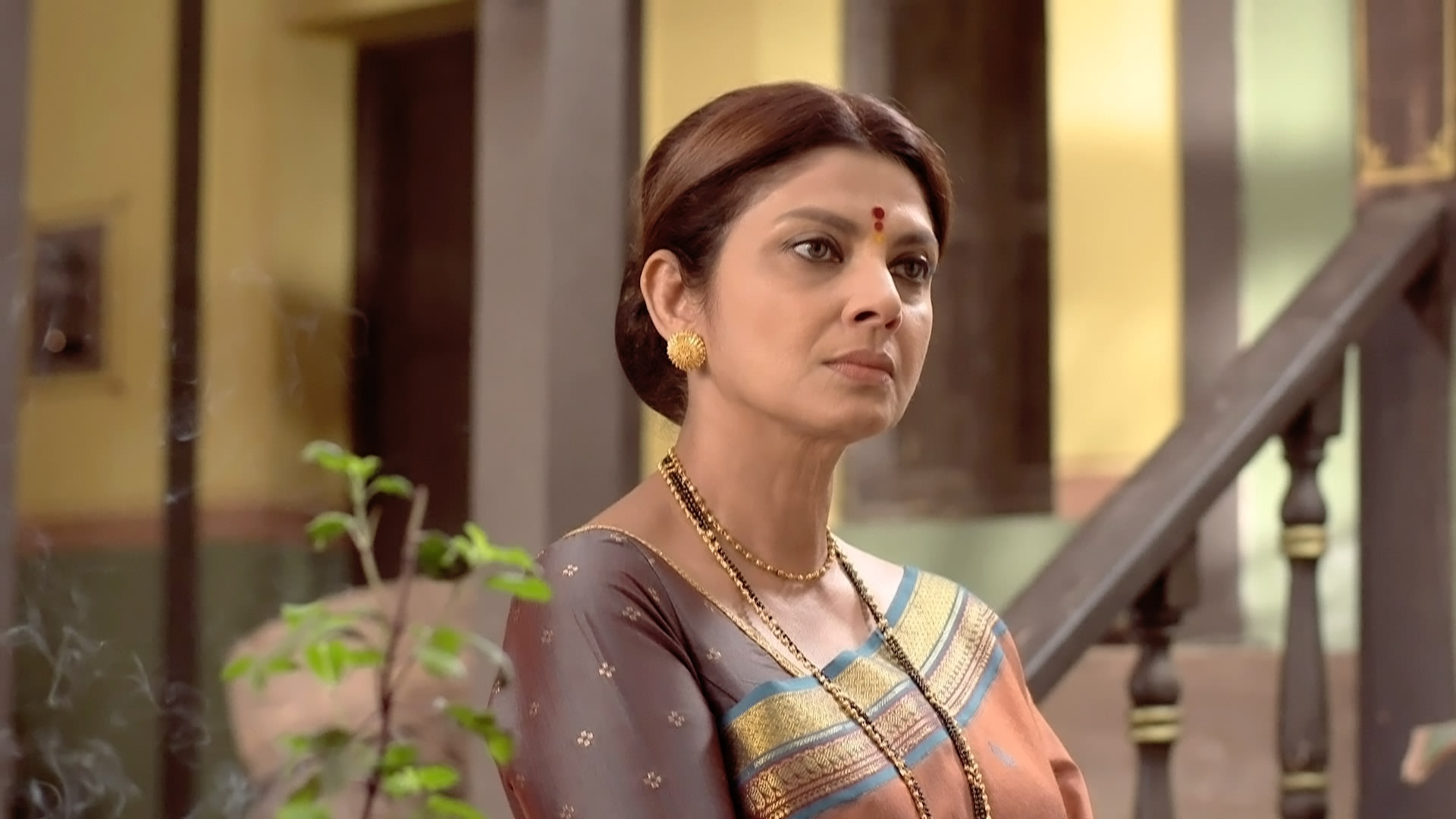 Watch Sukh Mhanje Nakki Kay Asta S1 Episode 81 on JioHotstar