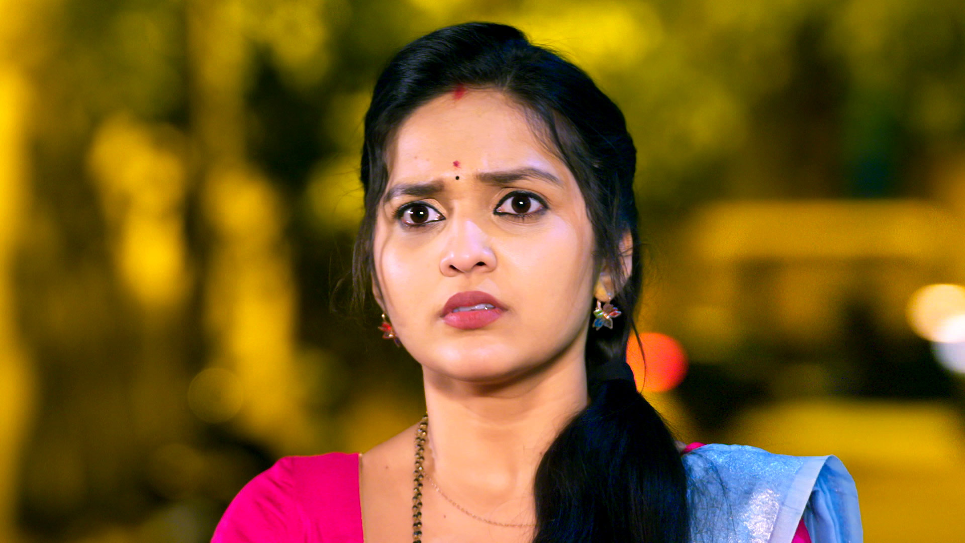 Watch Karimani S1 Episode 329 on JioHotstar