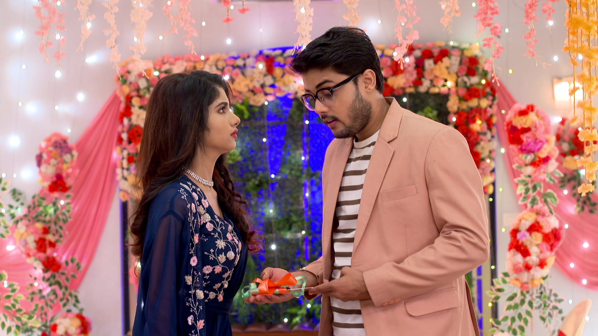 Watch Tomader Rani S1 Episode 283 on JioHotstar