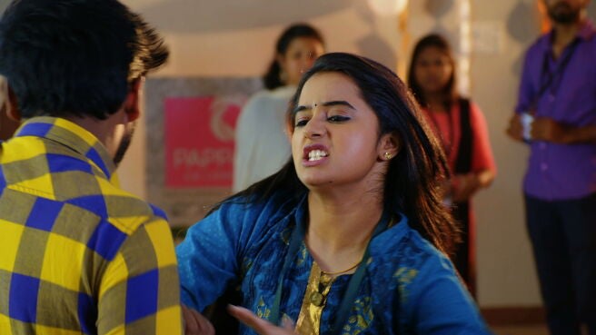 Watch Meera S1 Episode 8 on JioHotstar