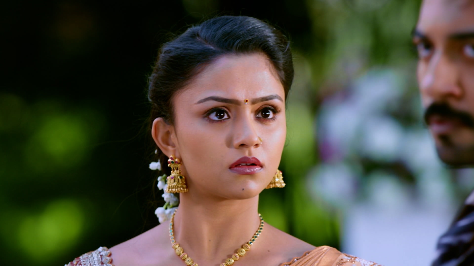 Watch Vadhu Episode 2 on JioHotstar