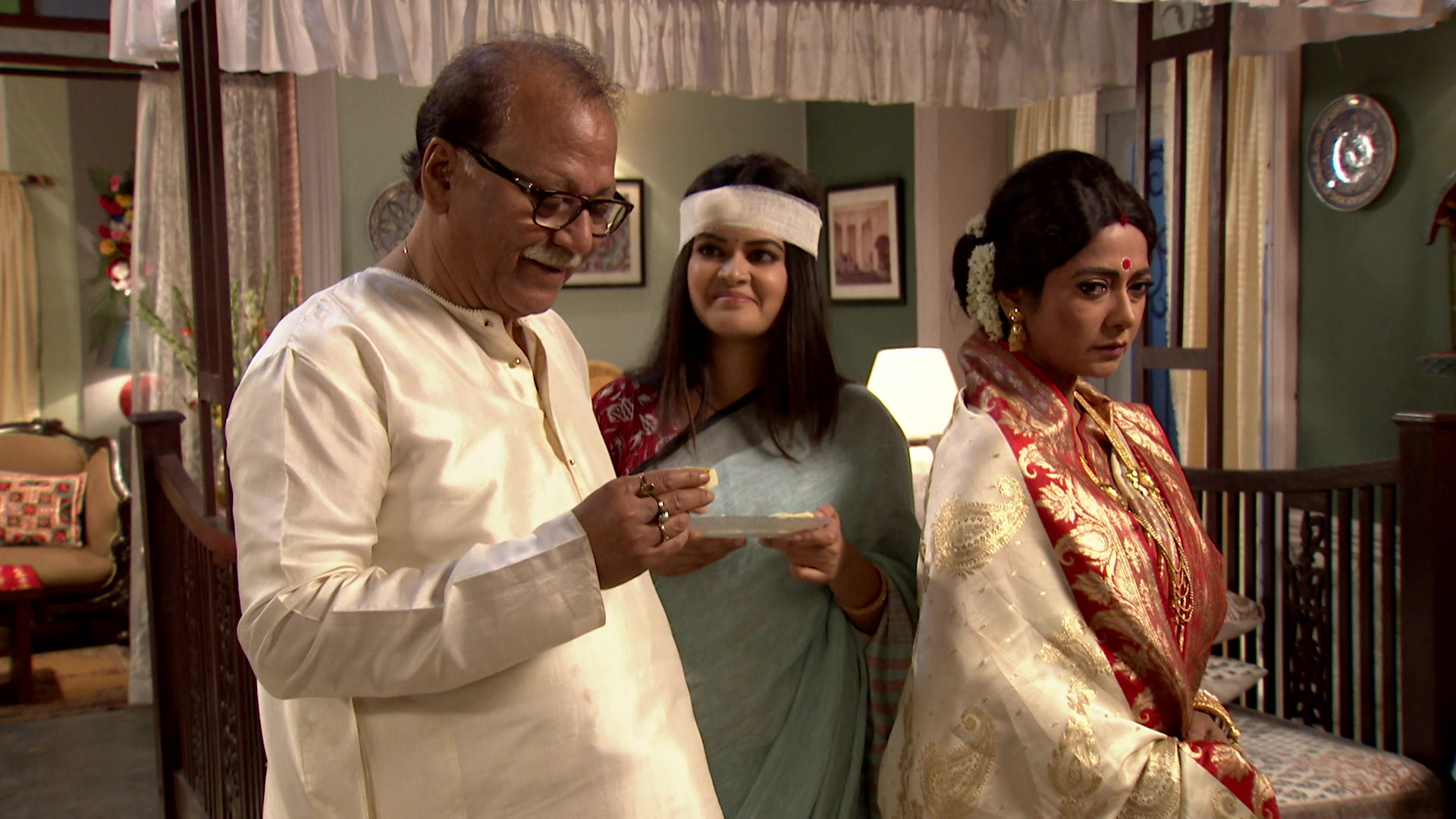 Watch Kasme Vaade S1 Episode 52 on JioHotstar