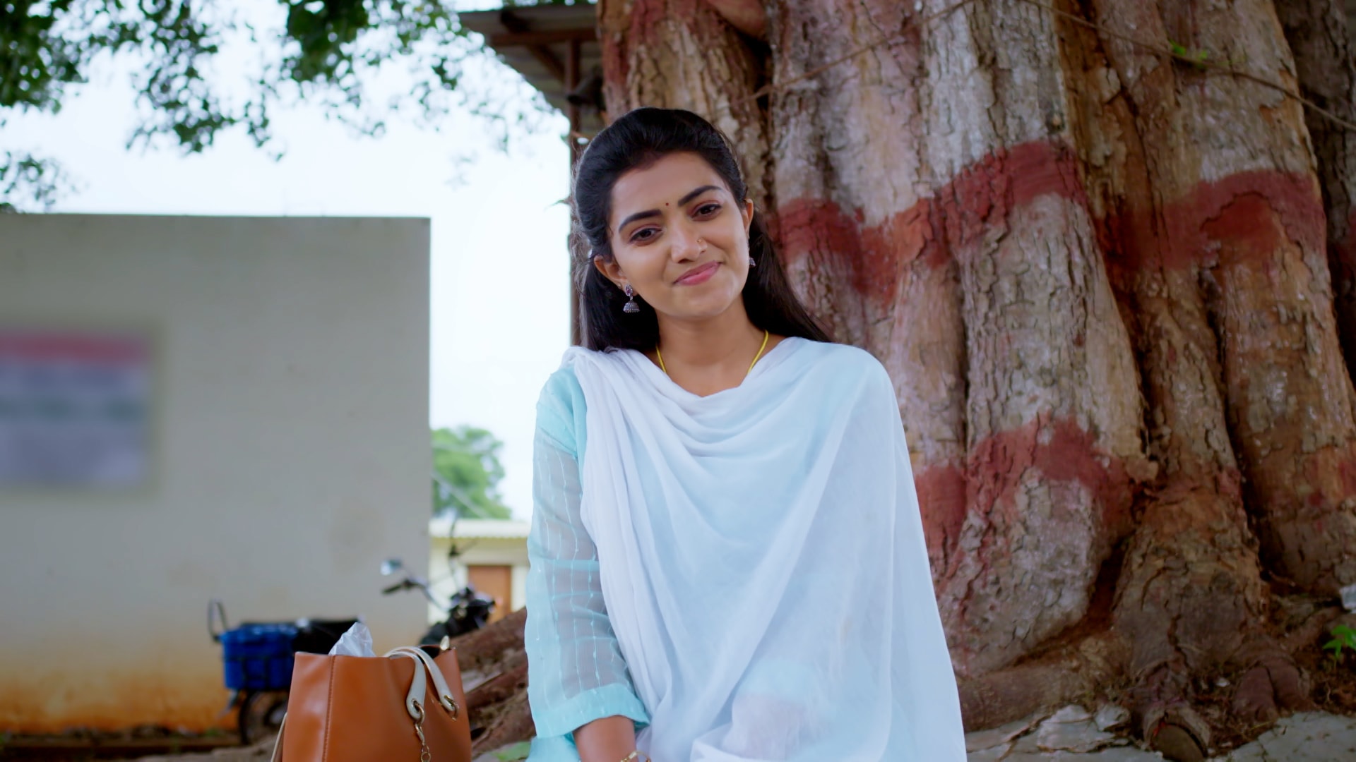 Watch Bhargavi LL.B S1 Episode 142 on JioHotstar