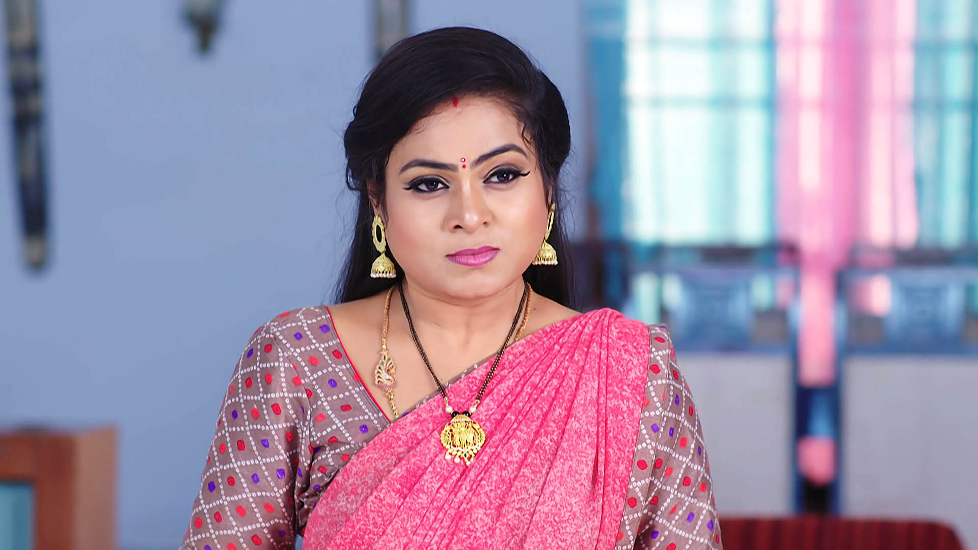 Watch Manasichi Choodu S1 Episode 569 on JioHotstar