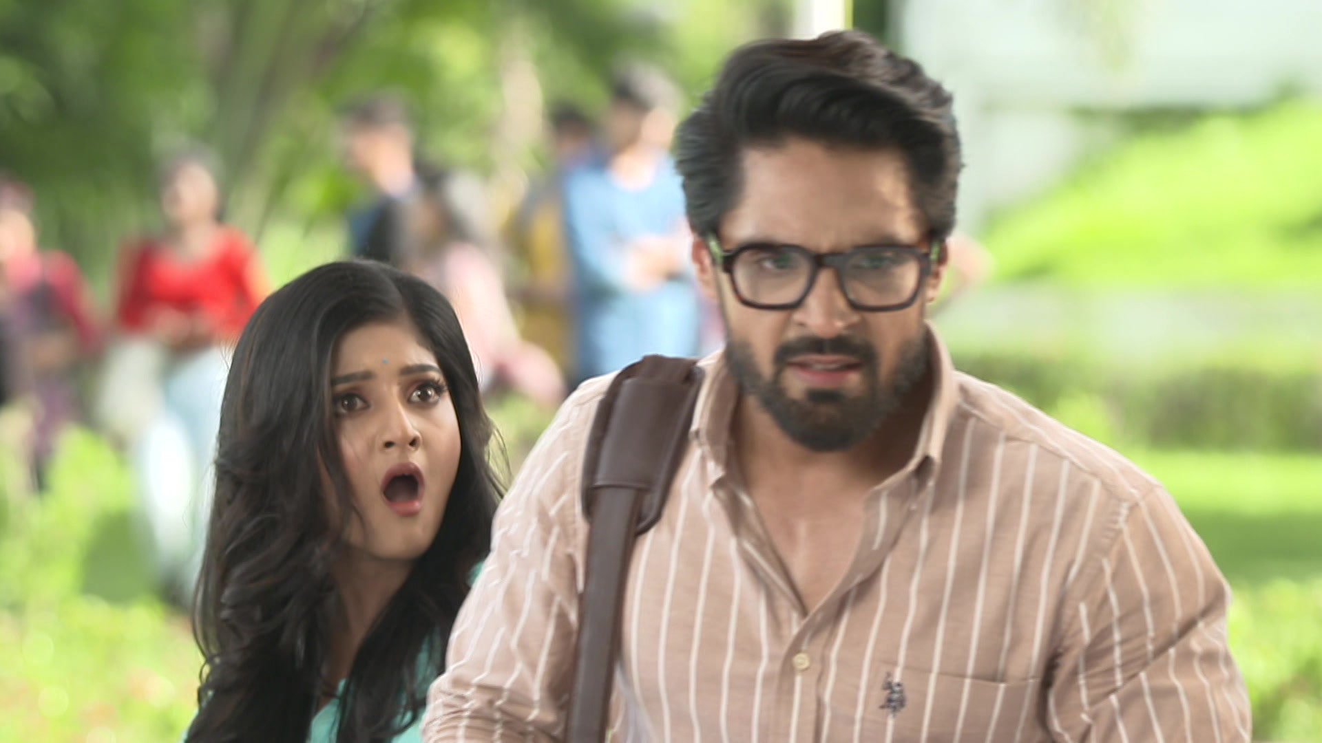 Watch Tentulpataa S1 Episode 1 on JioHotstar