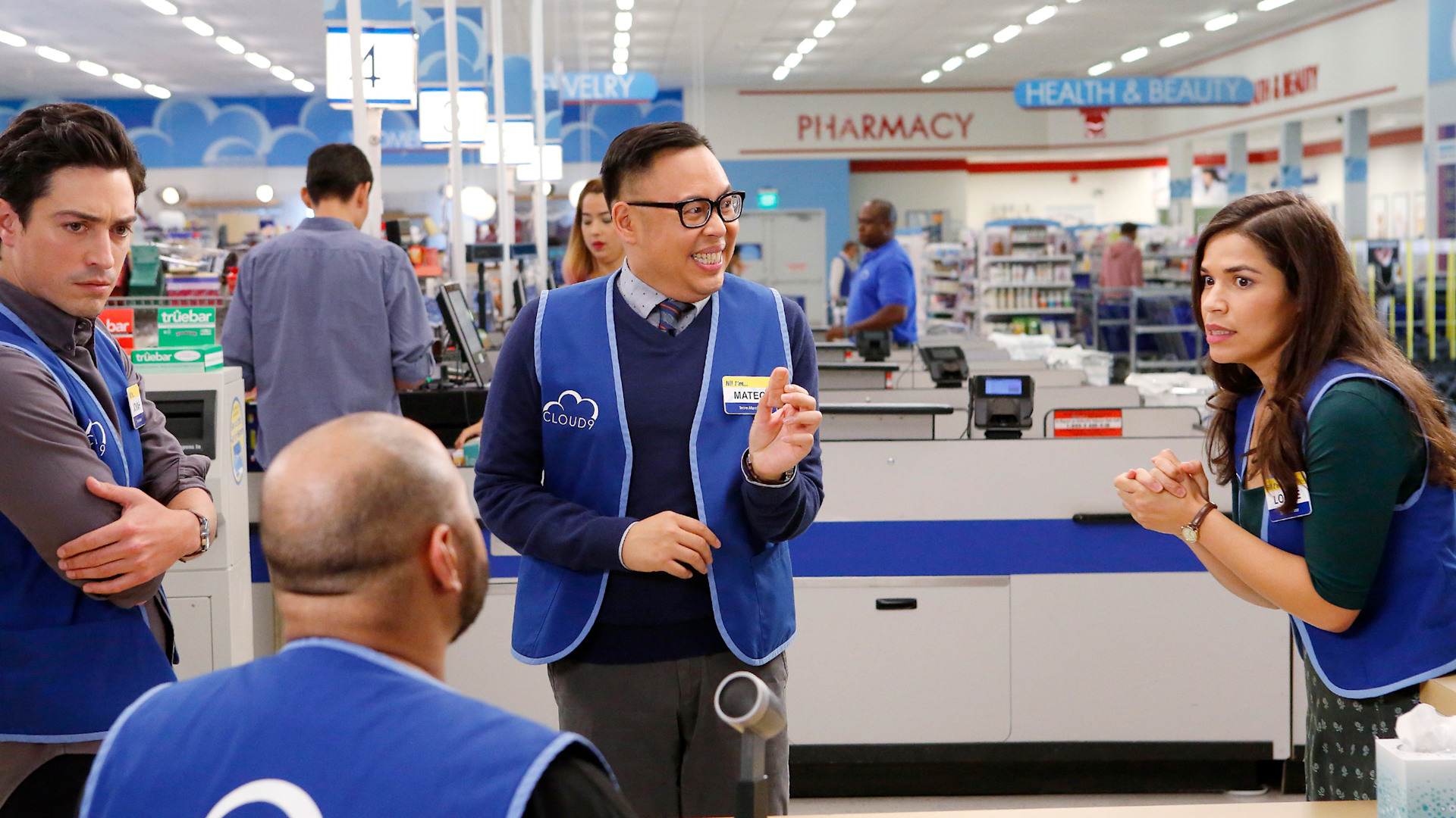 Watch Superstore S2 Episode 3 on Disney+ UAE | English Comedy EPISODE