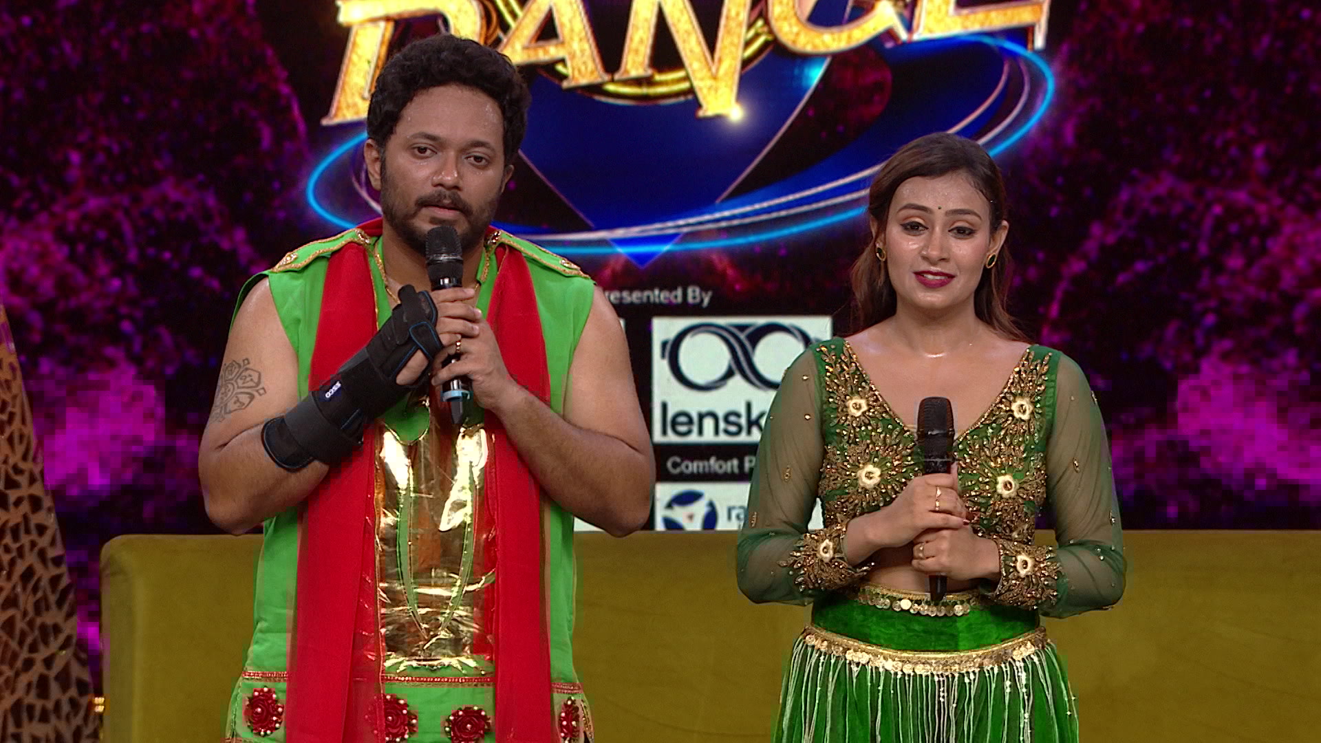 Watch Dance-off Challenge Online