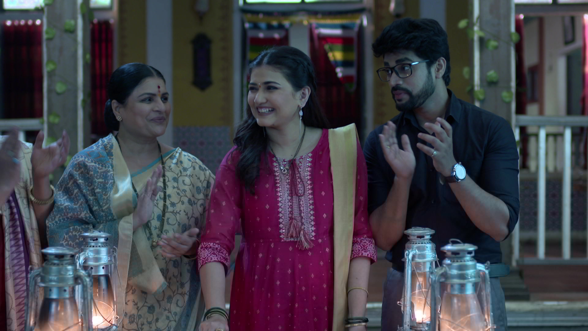 Watch Thipkyanchi Rangoli S1 Episode 660 on JioHotstar