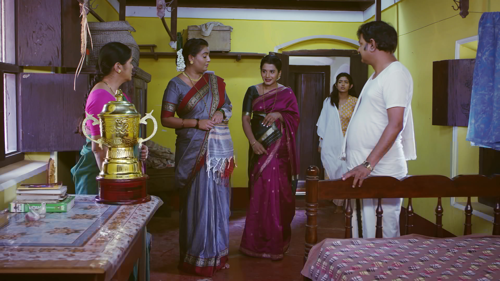 Watch Neenadhe Naa S2 Episode 104 on JioHotstar