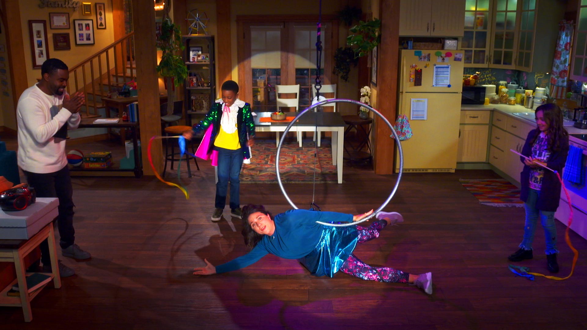 รับชม Family Squabbles ซีซัน 1 ตอน 16 – Family Squabbles บน Disney+ Hotstar