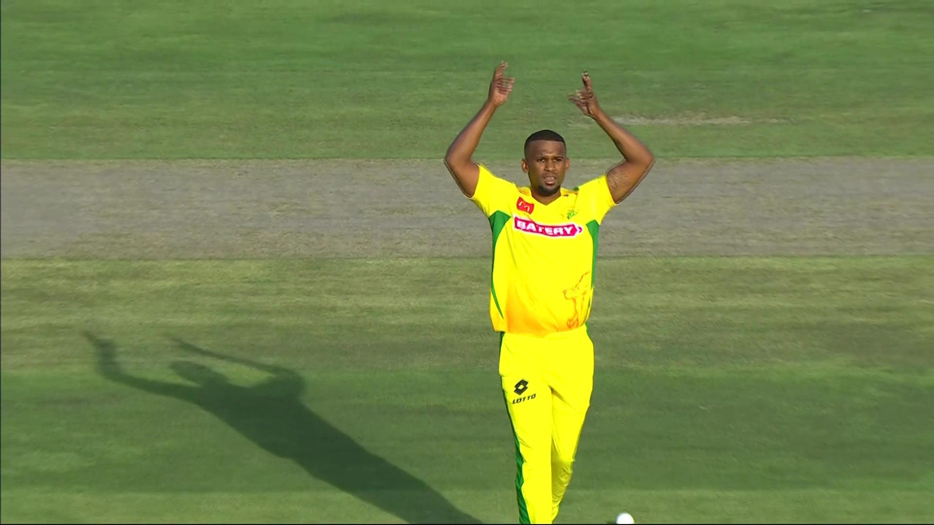 Caught! Lizaad Sends Back Salt