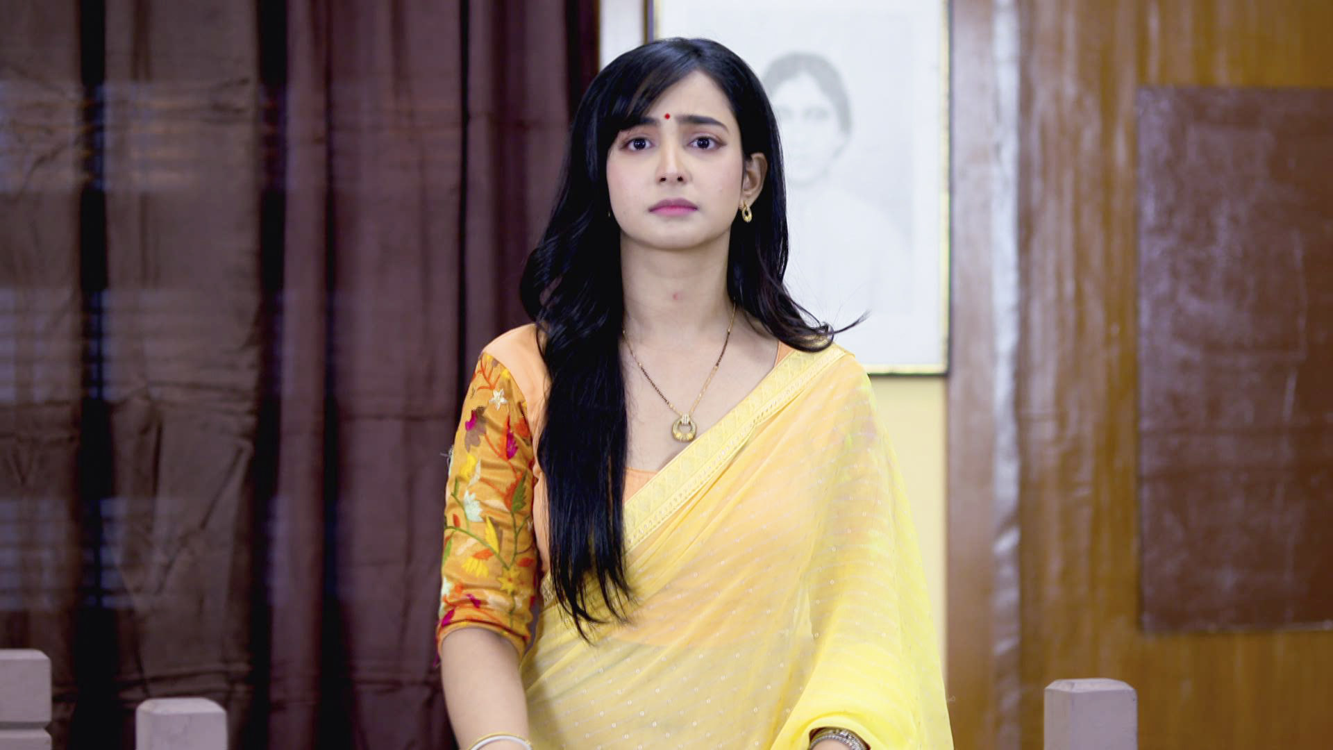 Watch Mon Phagun S1 Episode 303 on JioHotstar