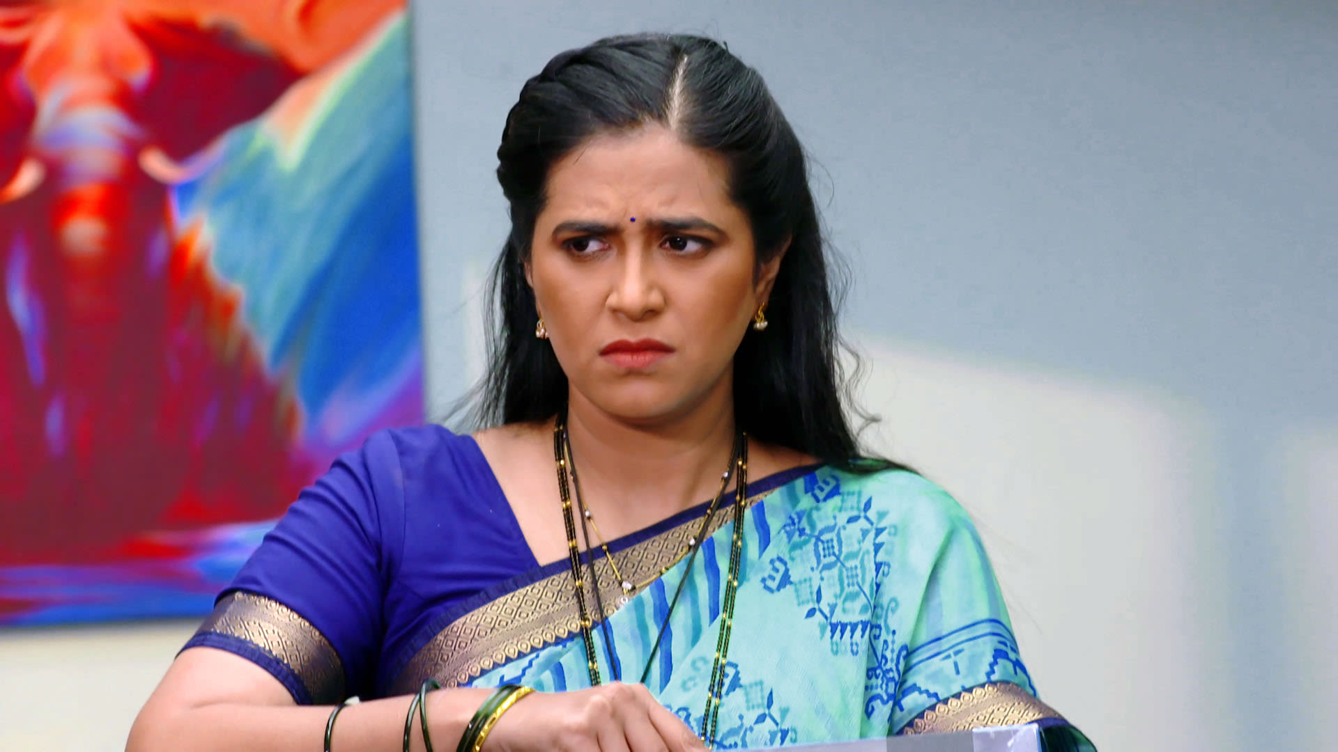 Watch Aboli Episode 258 on JioHotstar