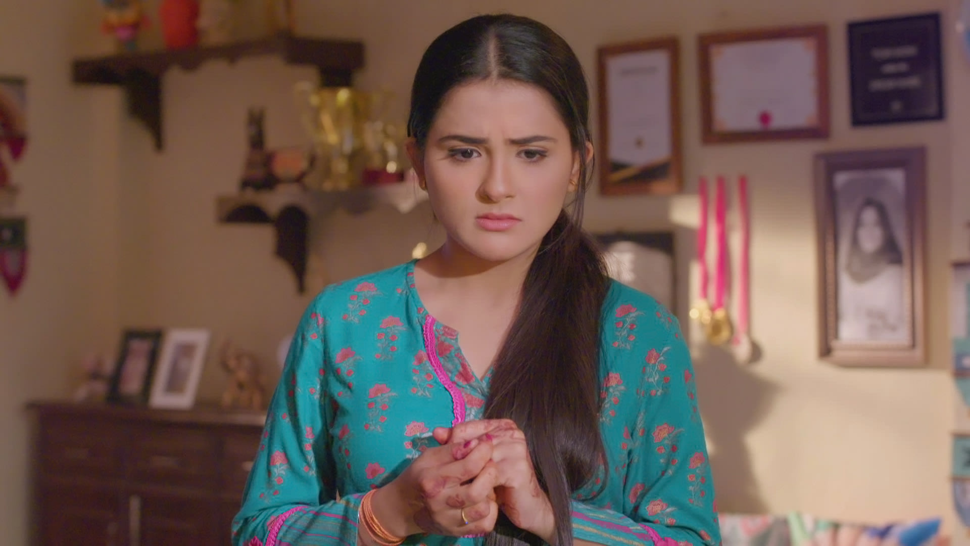 Stream shaurya-aur-anokhi-ki-kahani Online | Watcho