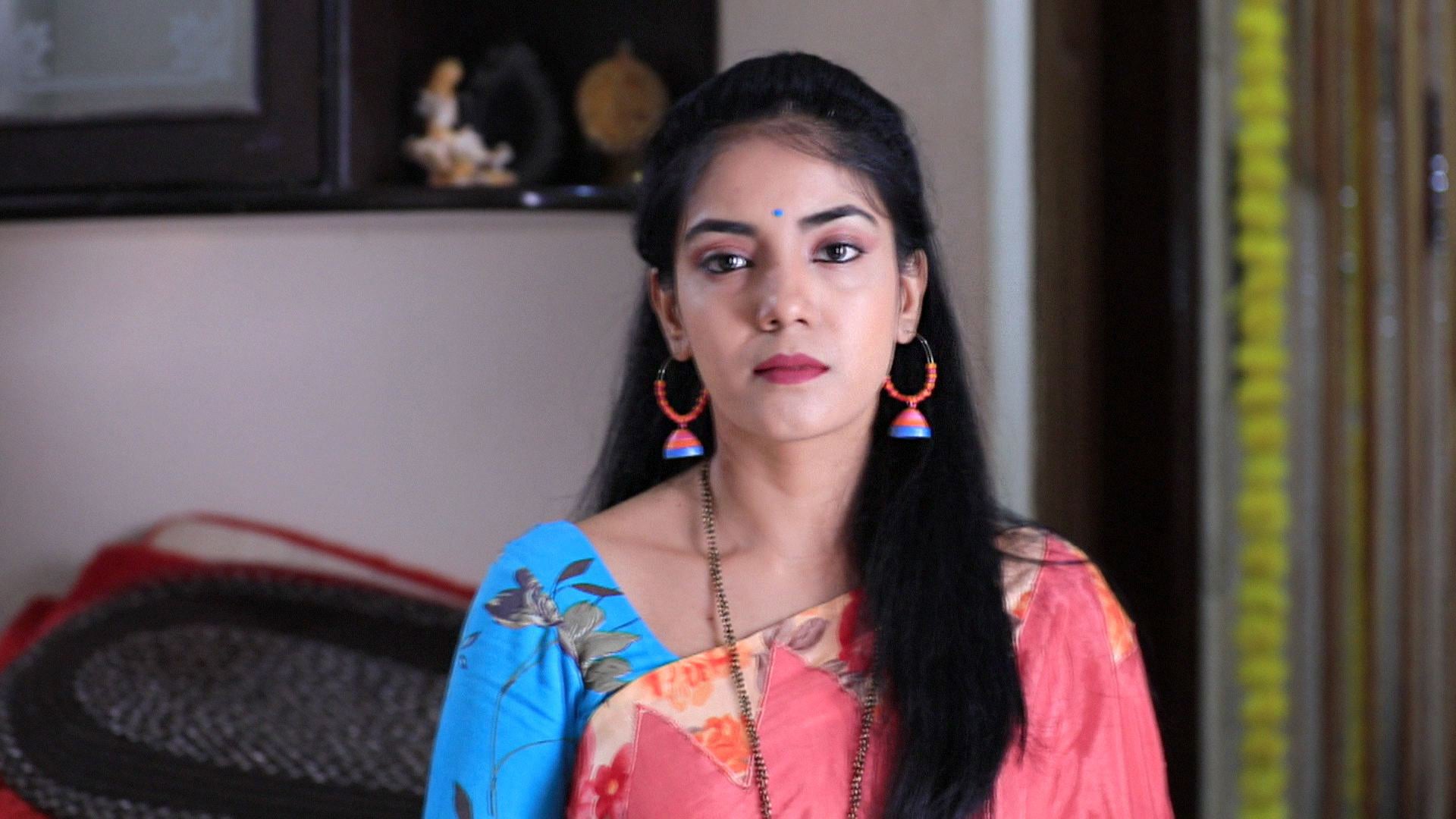 Watch Nammane Yuvarani S1 Episode 379 on JioHotstar