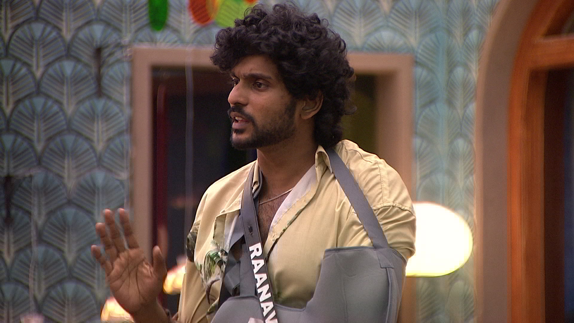 BB Tam: Housemates Apologise to Raanav - JioHotstar