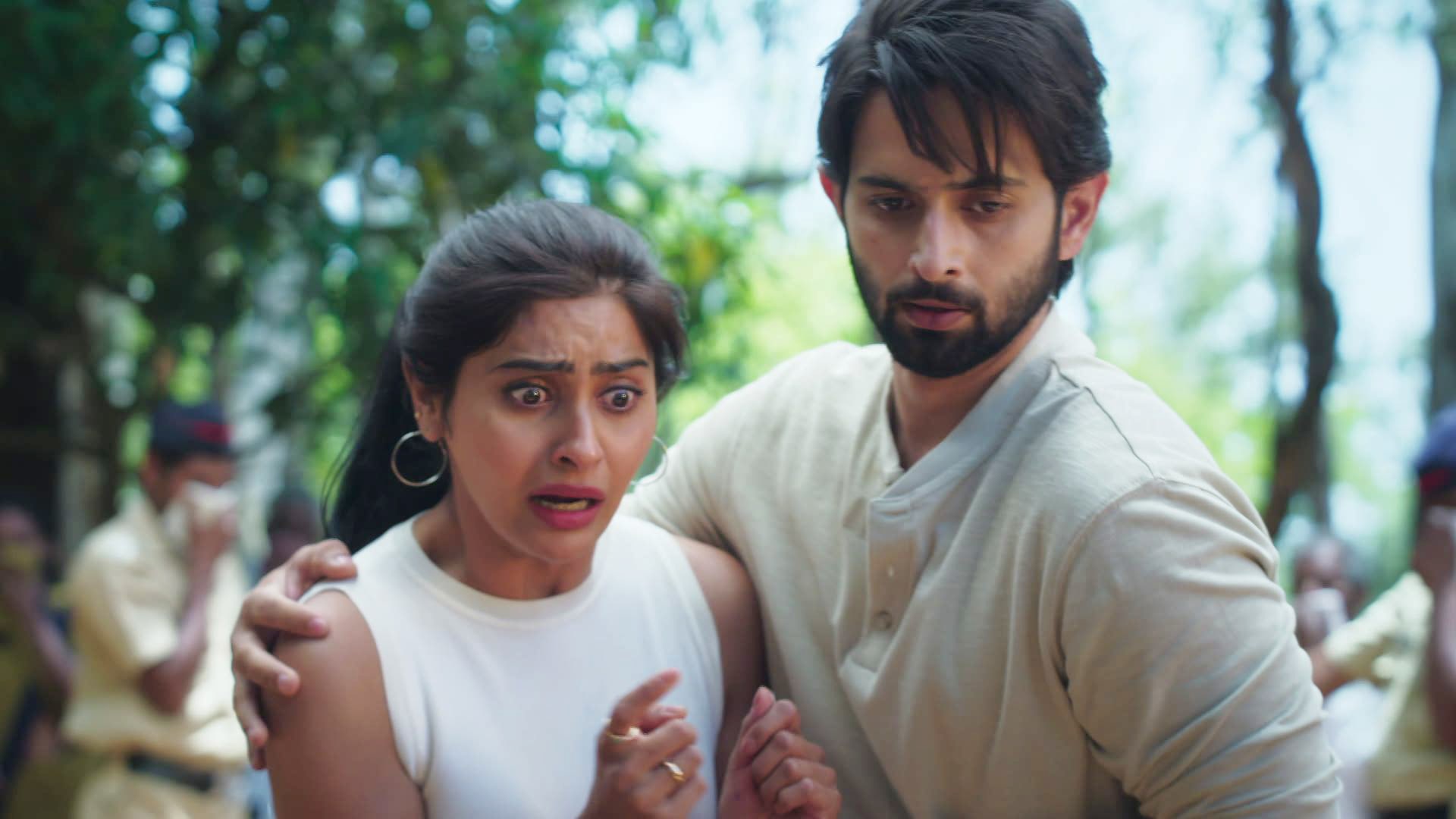 Watch Keh Doon Tumhein Episode 8 on JioHotstar