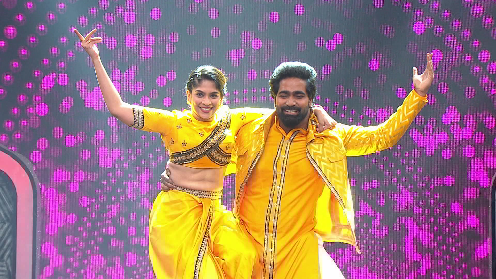 Watch Aata Hou De Dhingaana Episode 26 on JioHotstar