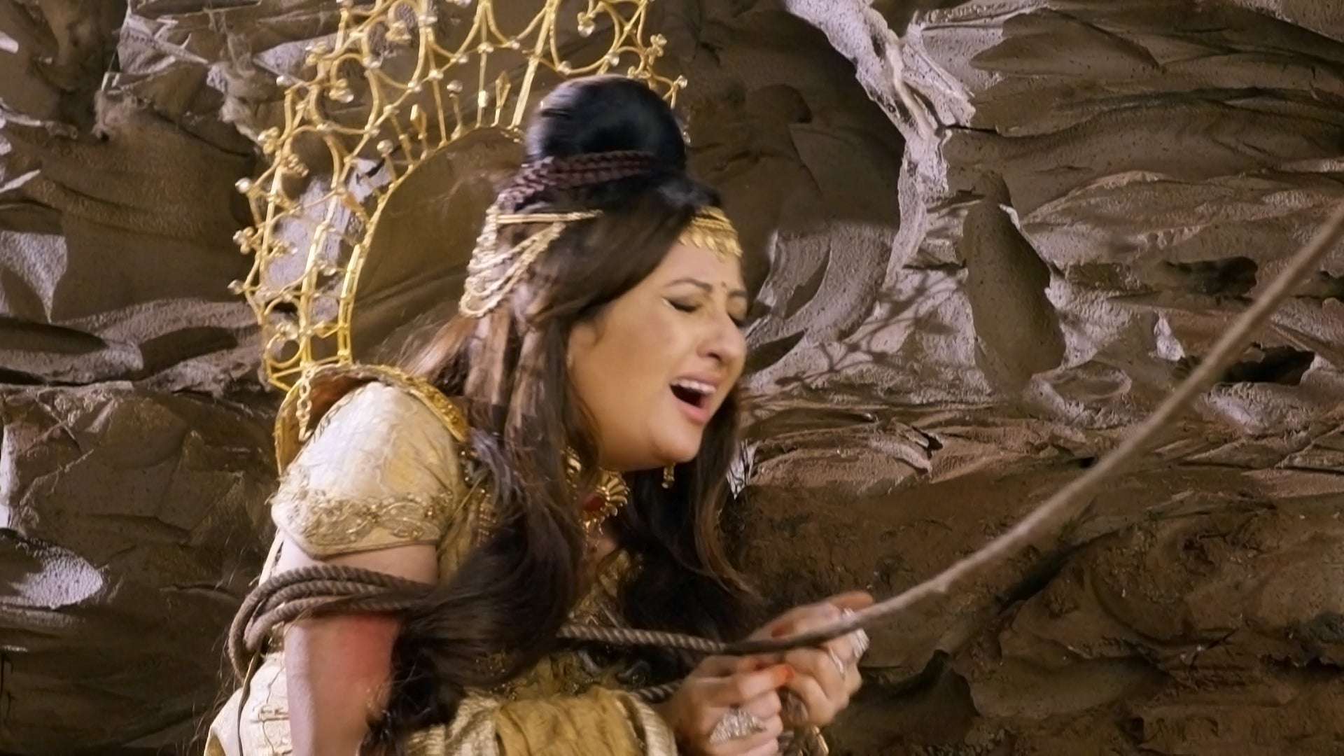 Watch Shani S1 Episode 48 on JioHotstar