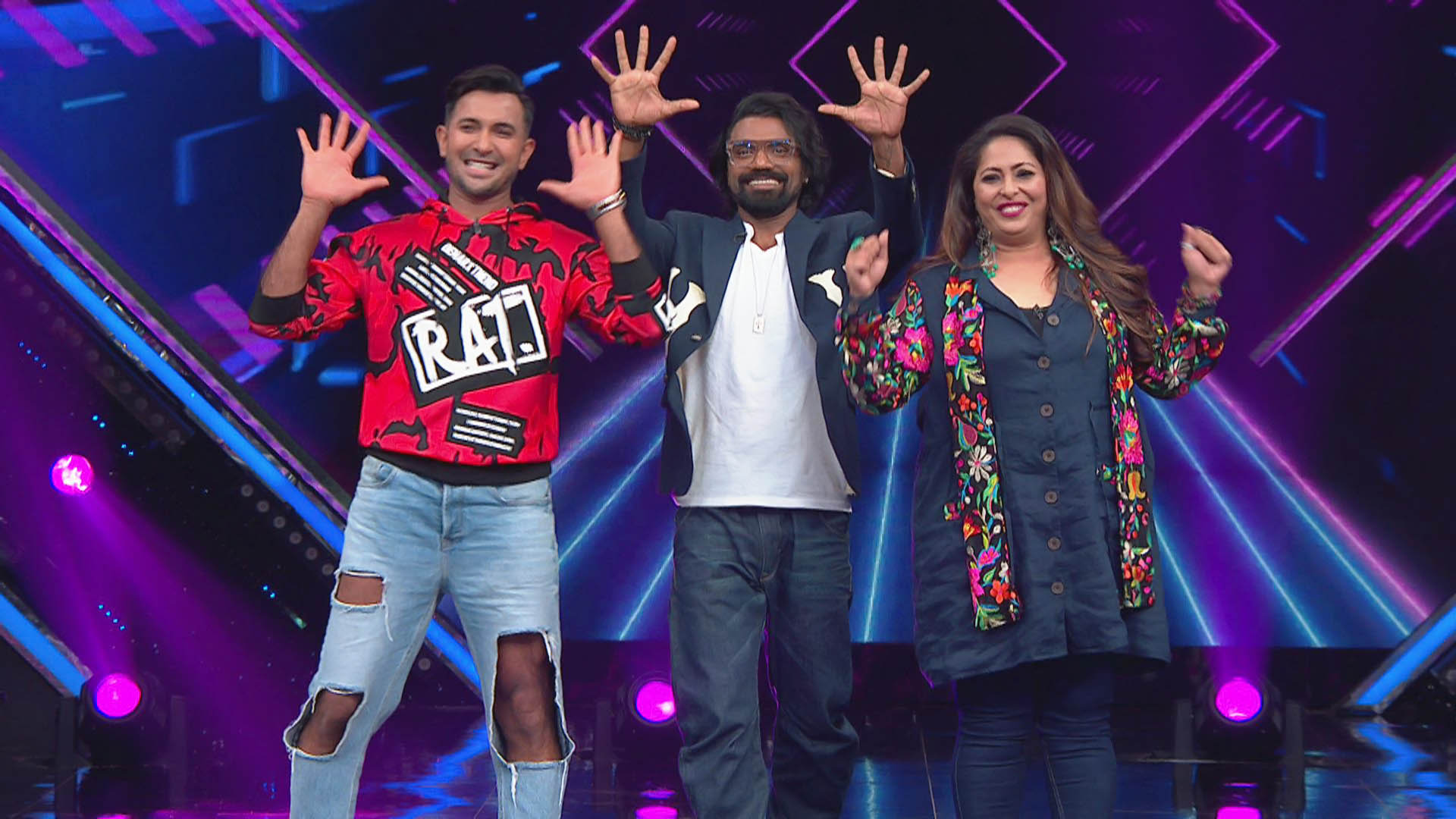 Watch Dance + S5 Episode 9 on JioHotstar