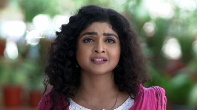 Watch Pherari Mon S1 Episode 16 on JioHotstar