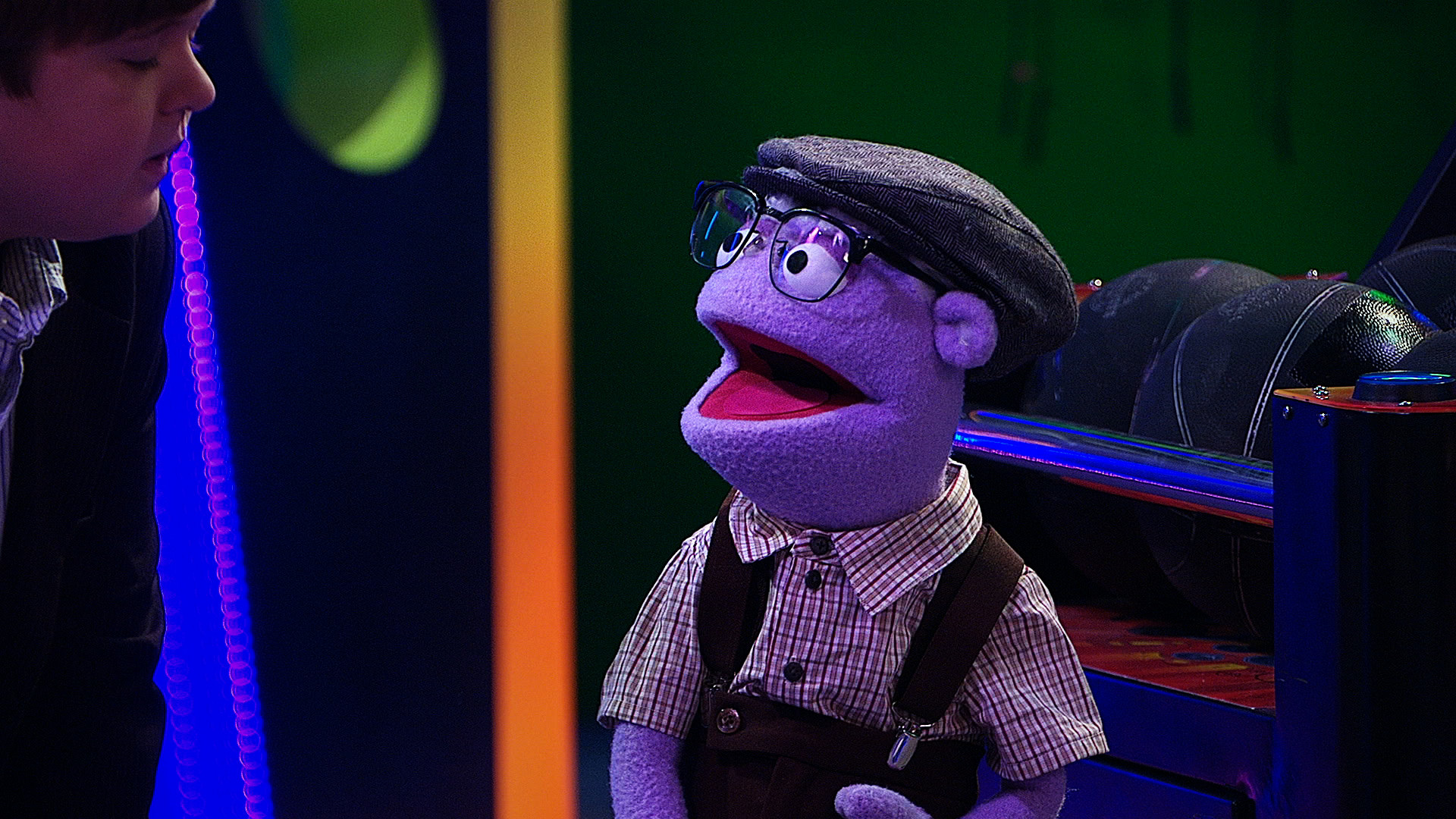 Watch Crash & Bernstein S1 Episode 8 on JioHotstar