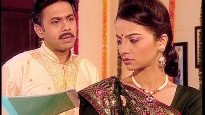 Watch Chhuta Chheda S1 Episode 698 on JioHotstar