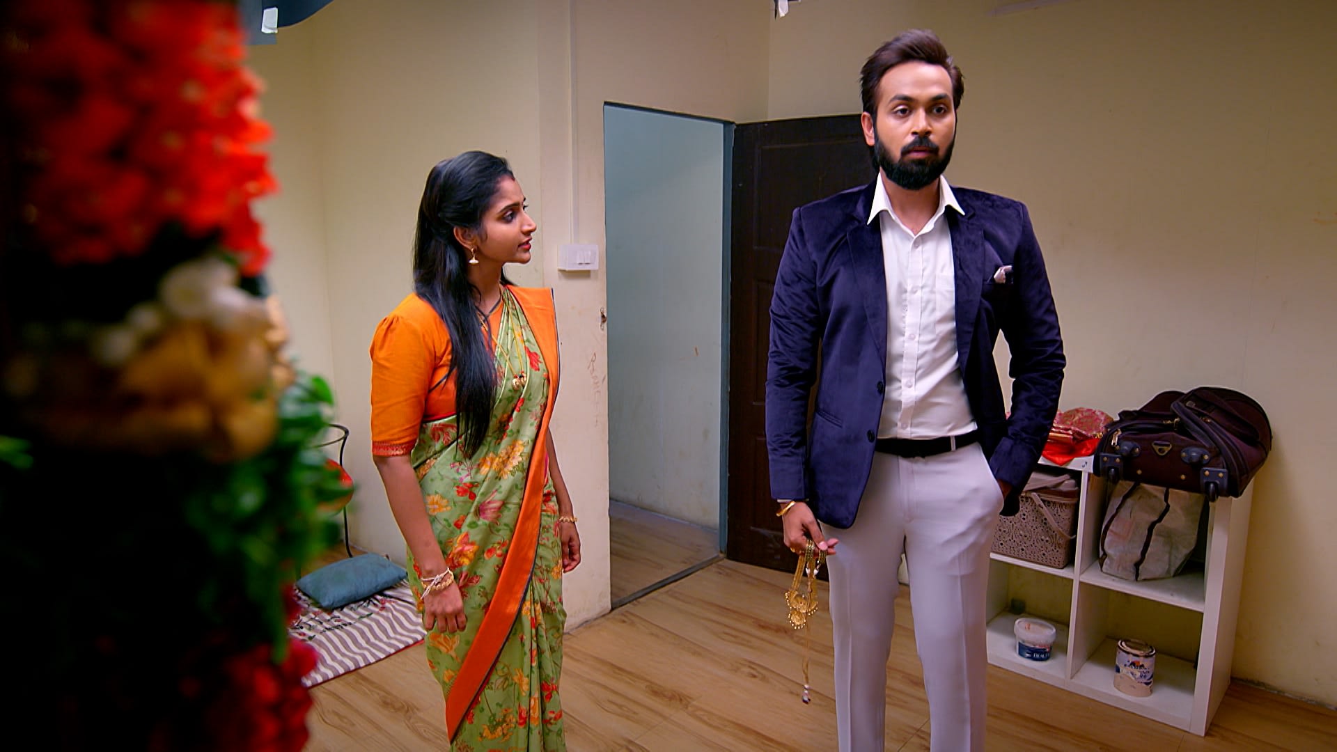 Watch Sapthapadi Episode 25 on JioHotstar