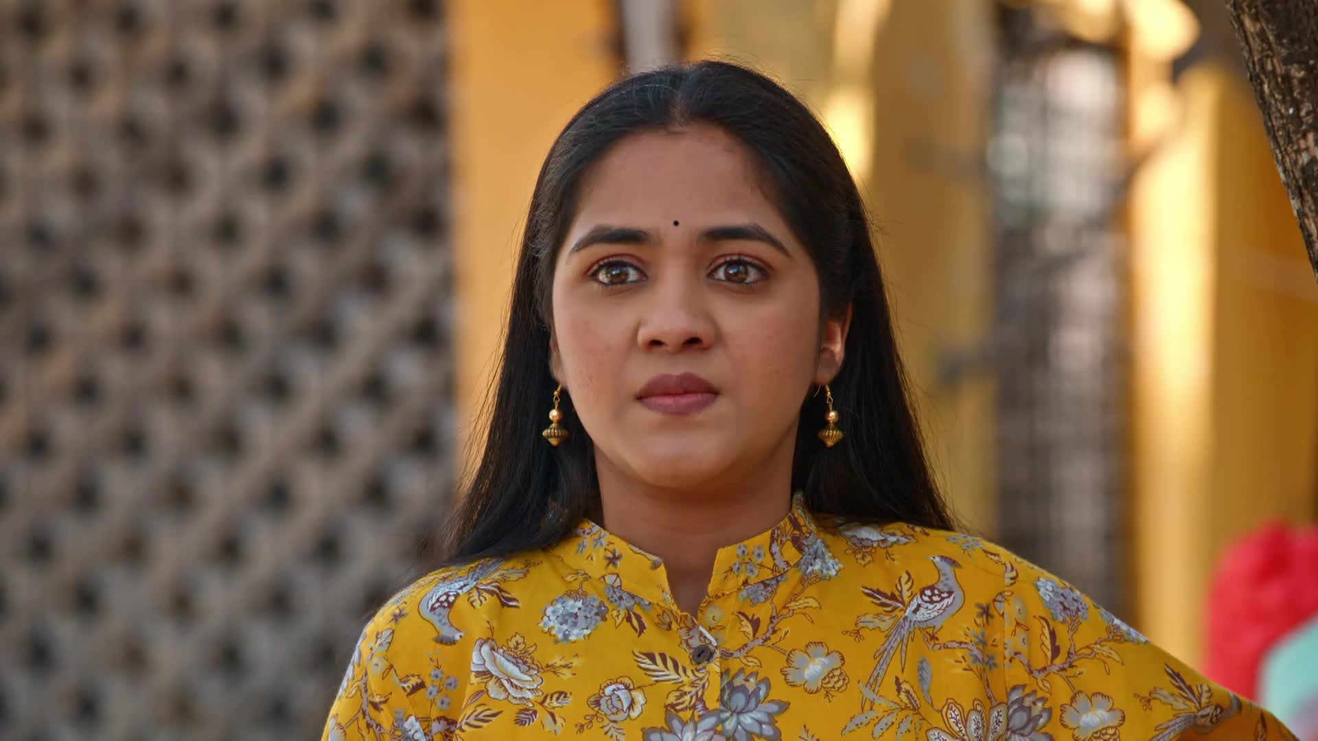 Watch Lai Avadtes Tu Mala S1 Episode 122 on JioHotstar