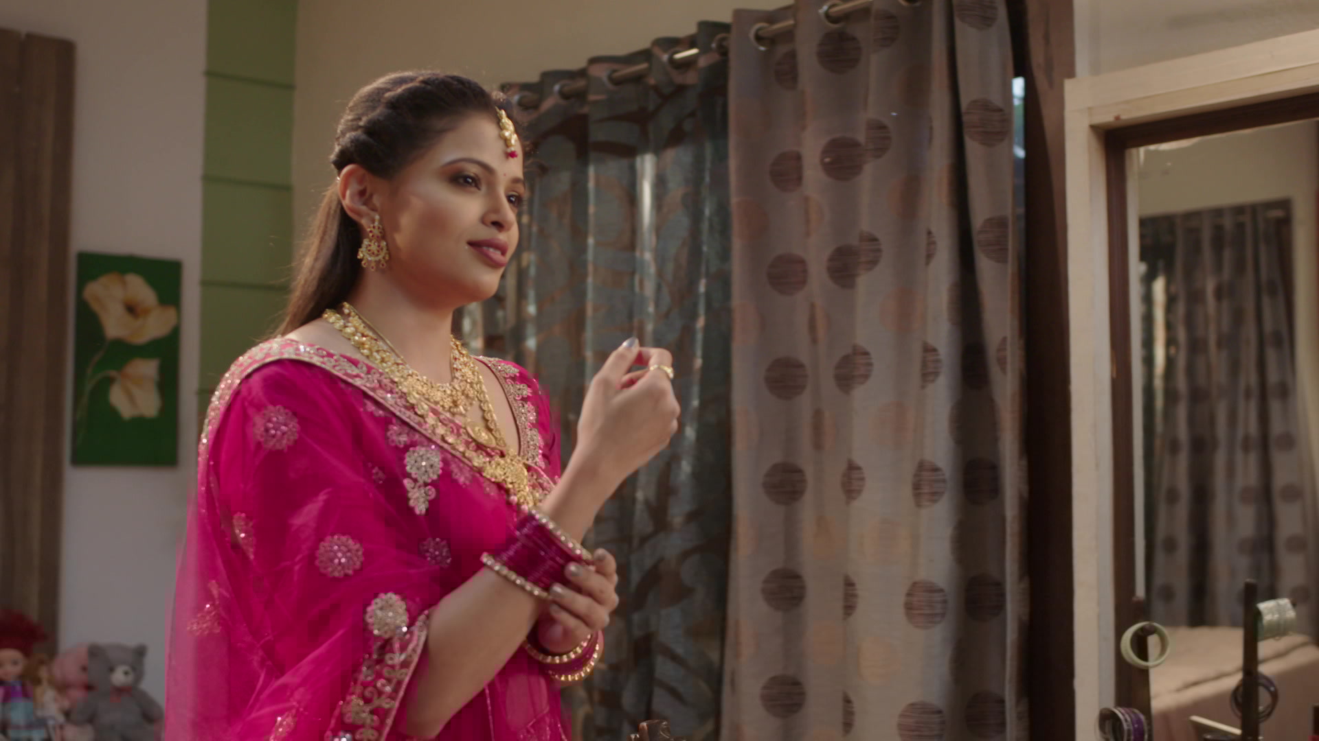 Watch Tharala Tar Mag Episode 62 on JioHotstar