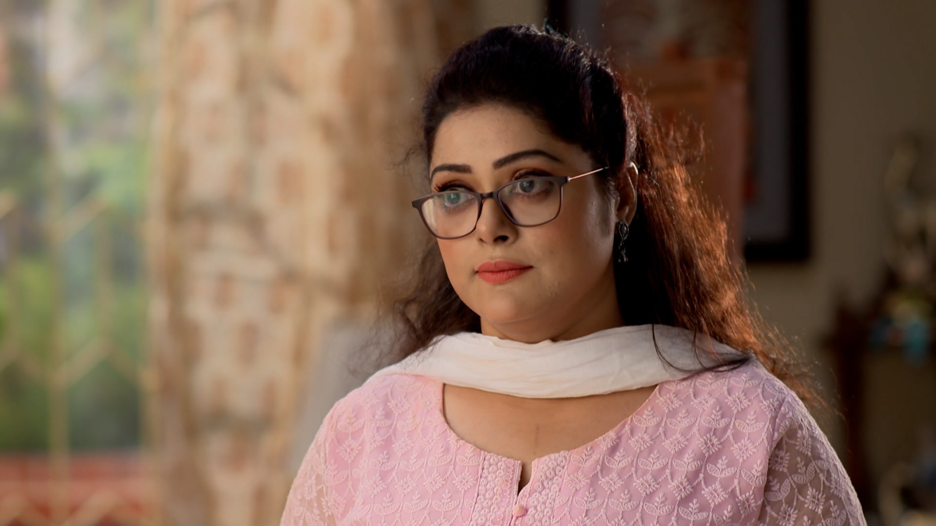 Watch Indrani S1 Episode 52 on JioHotstar
