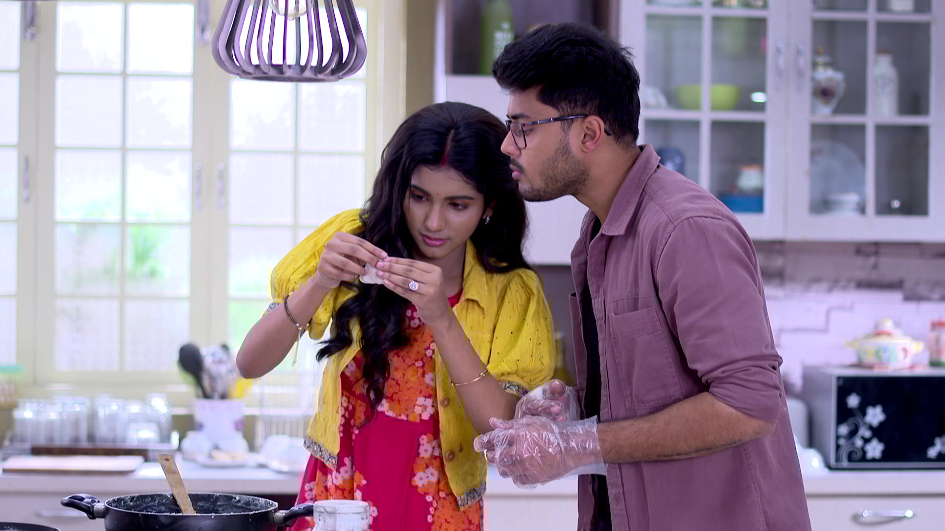 Watch Tomader Rani Episode 130 on JioHotstar