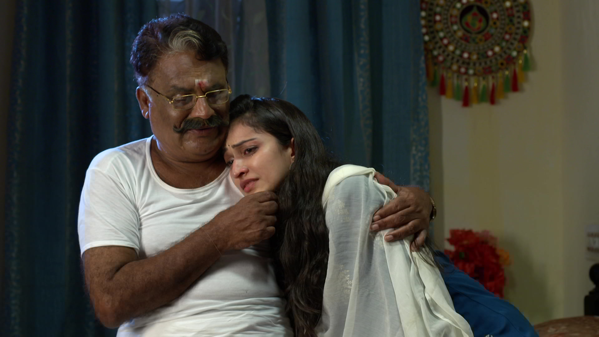 Watch Premaloka S1 Episode 189 on JioHotstar