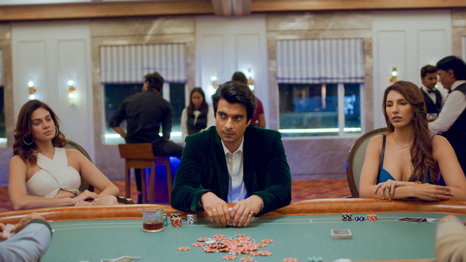 Watch gunaah All Episodes | Watcho