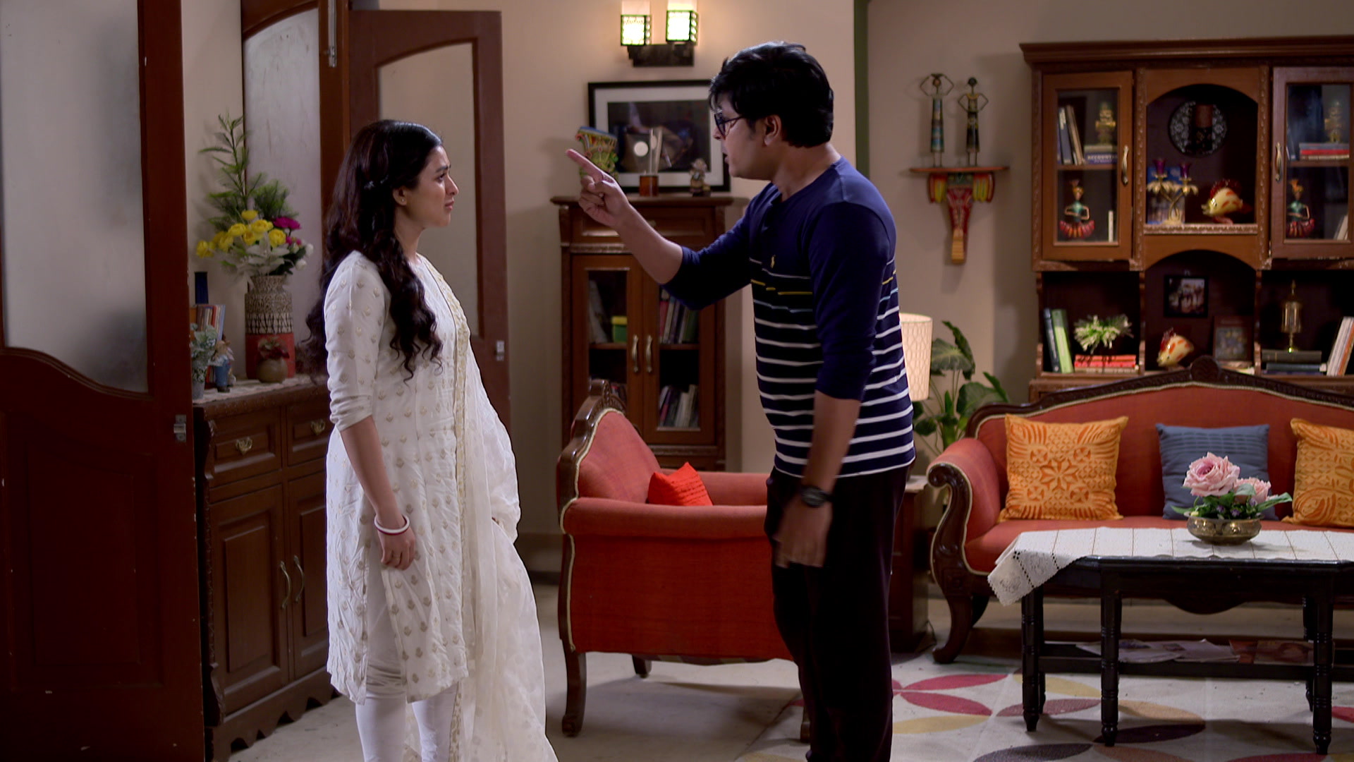 Watch Guddi S1 Episode 393 on JioHotstar