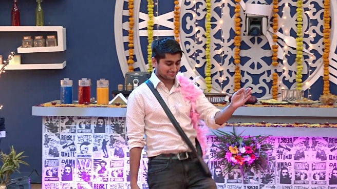 Deepak sets the stage on fire! - JioHotstar