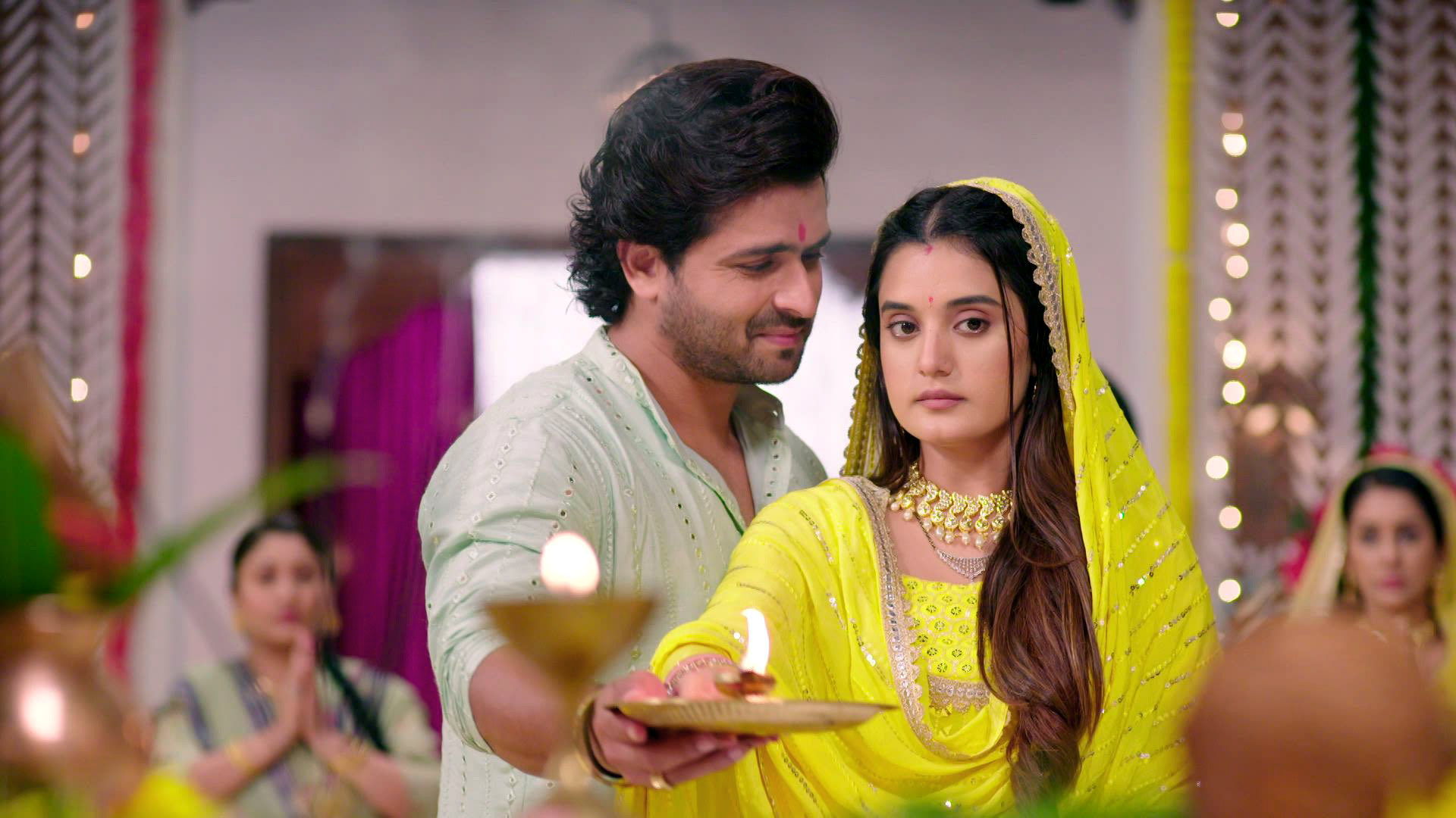 Watch ajooni All Episodes | Watcho