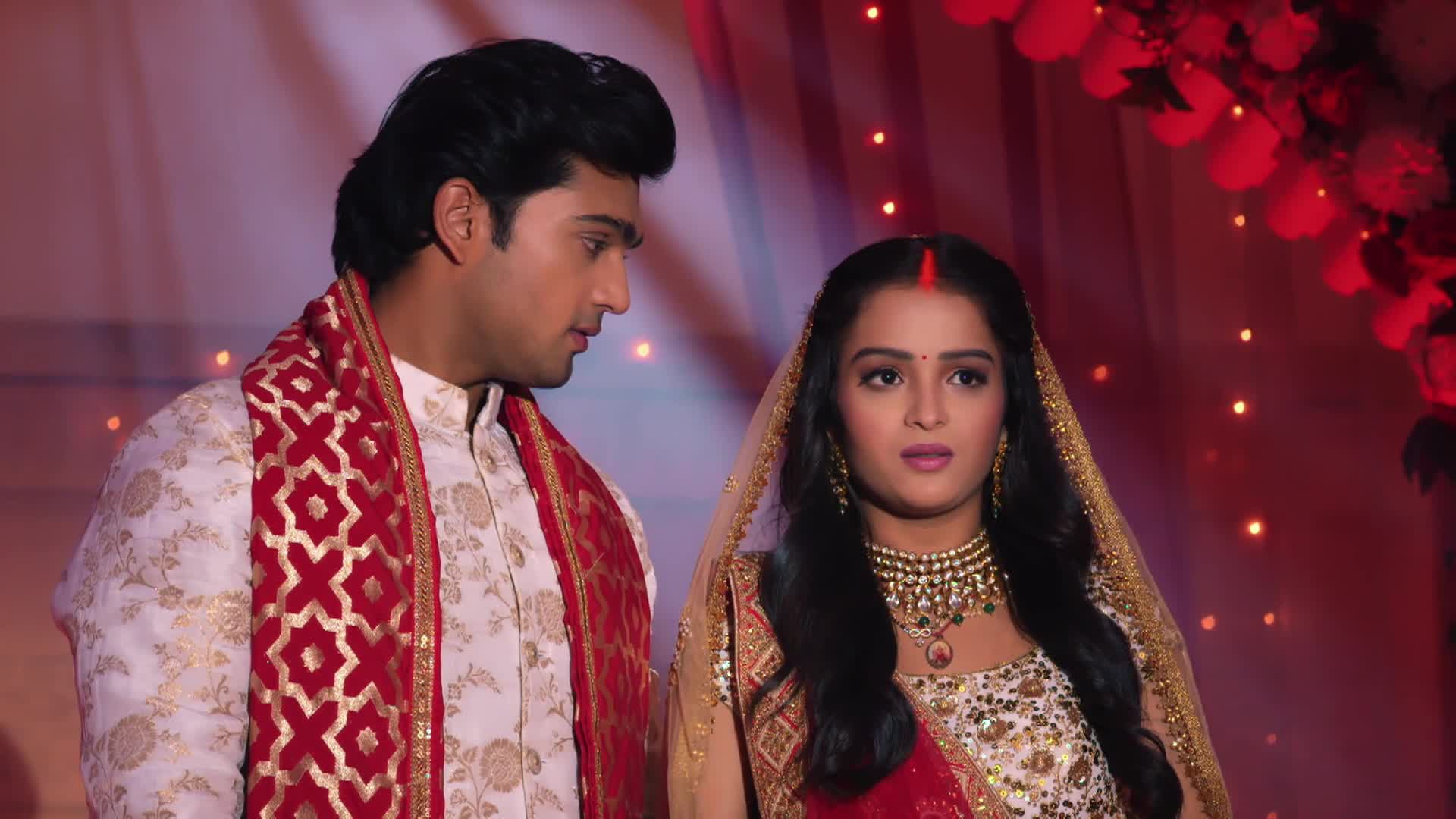 Watch Suhaagan S1 Episode 348 on JioHotstar