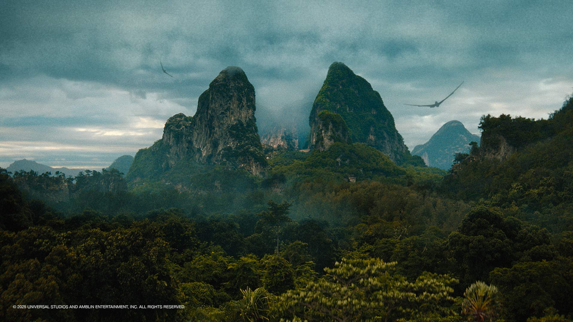 Watch Jurassic World Rebirth: The Making of a New Era - JioHotstar