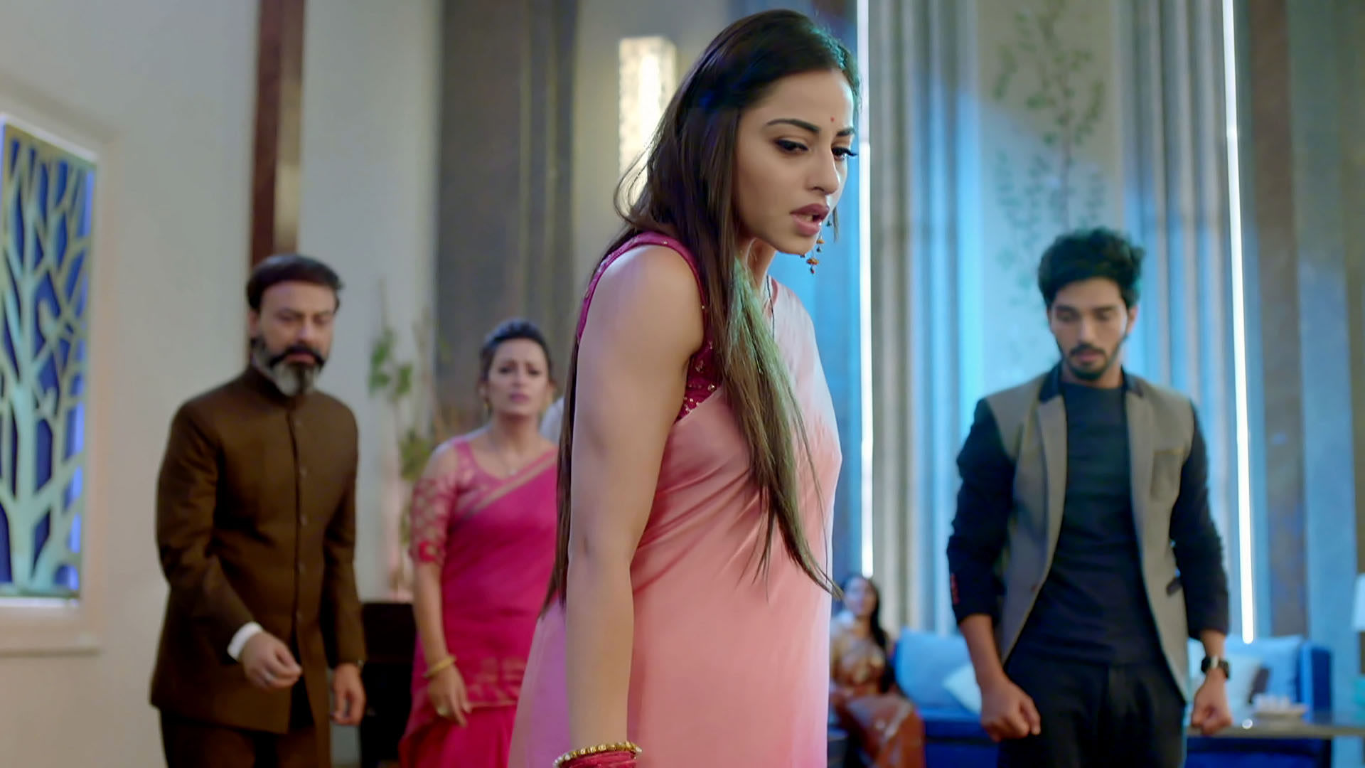 Watch Nazar S1 Episode 243 on JioHotstar