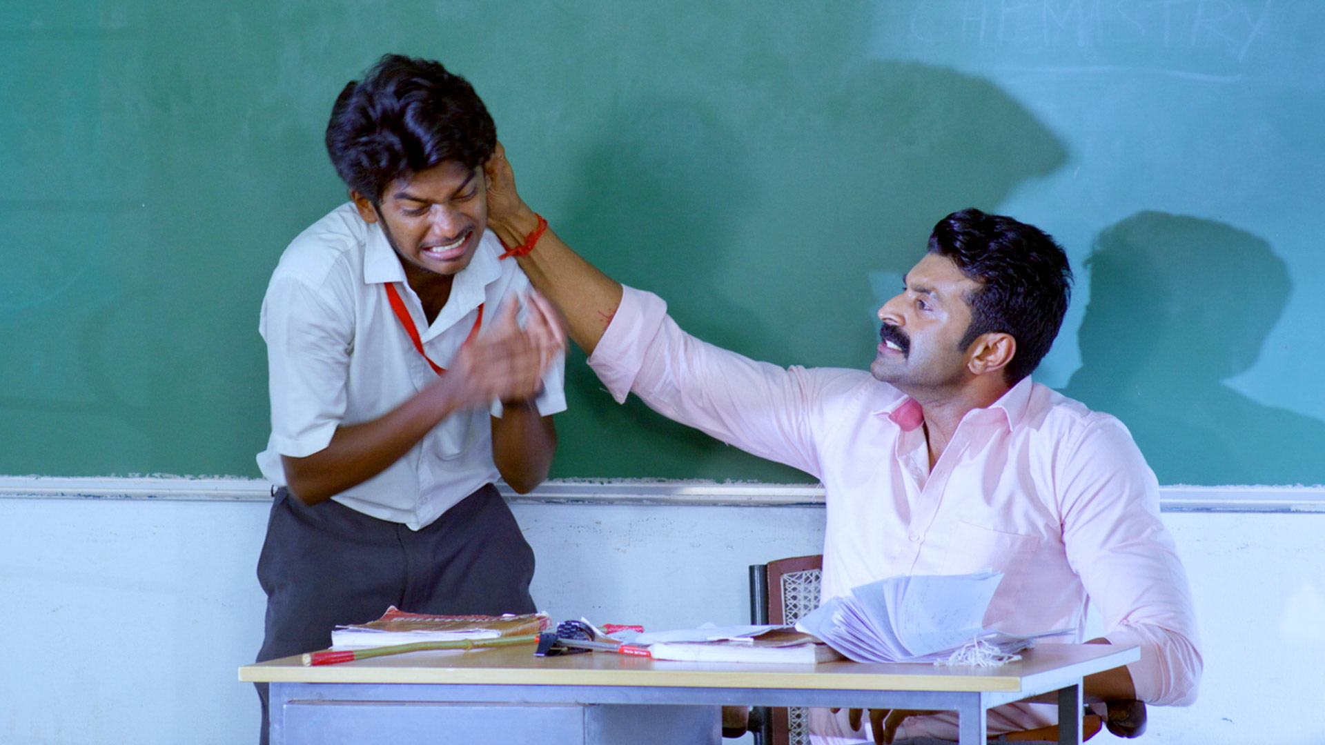 Watch kana-kaanum-kaalangal only on Watcho