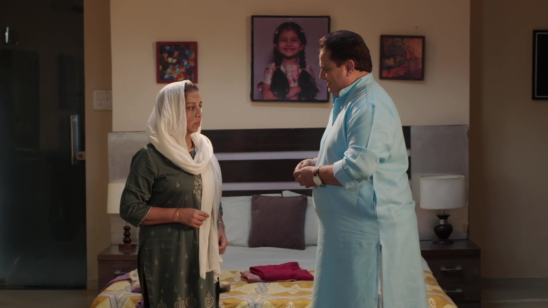 Watch Tharala Tar Mag Episode 607 on JioHotstar